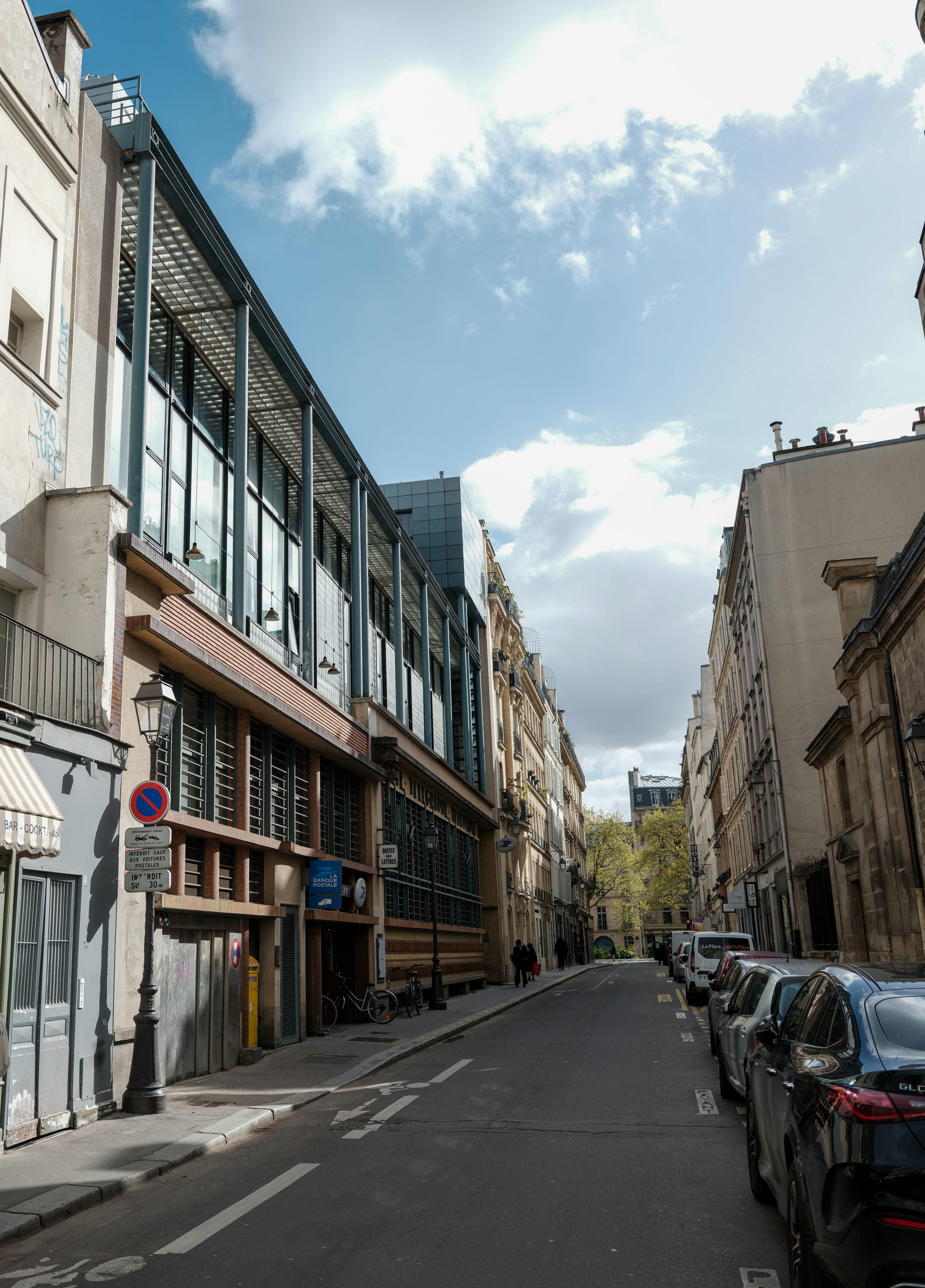 Urban Corridor: A Quiet Street Between Modern Facades