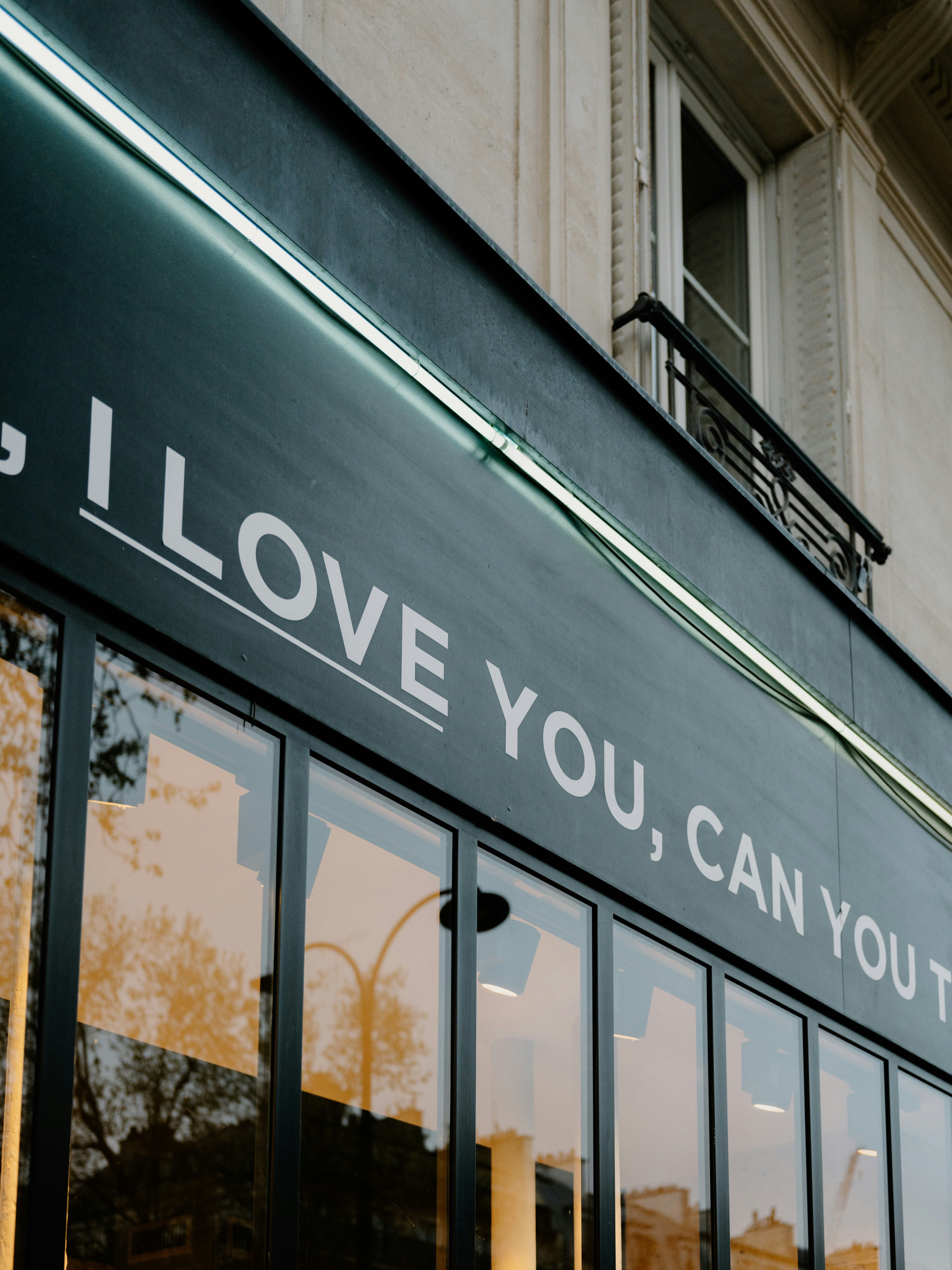 Shopfront Message: Love You, Can You Hear the Echo of the City