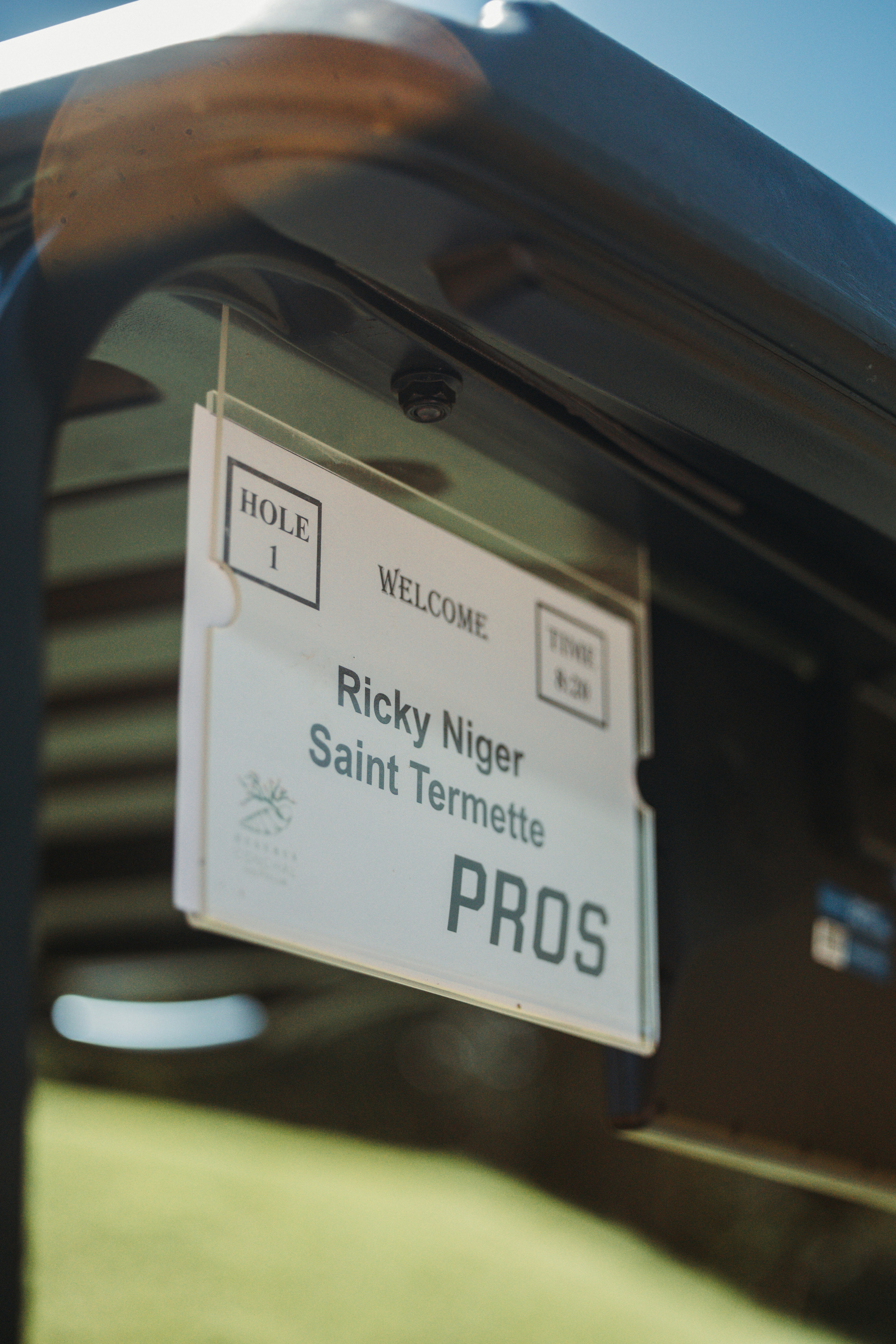 Welcome to Hole 1: Rick Niger’s Pro Sign at Saint Termette