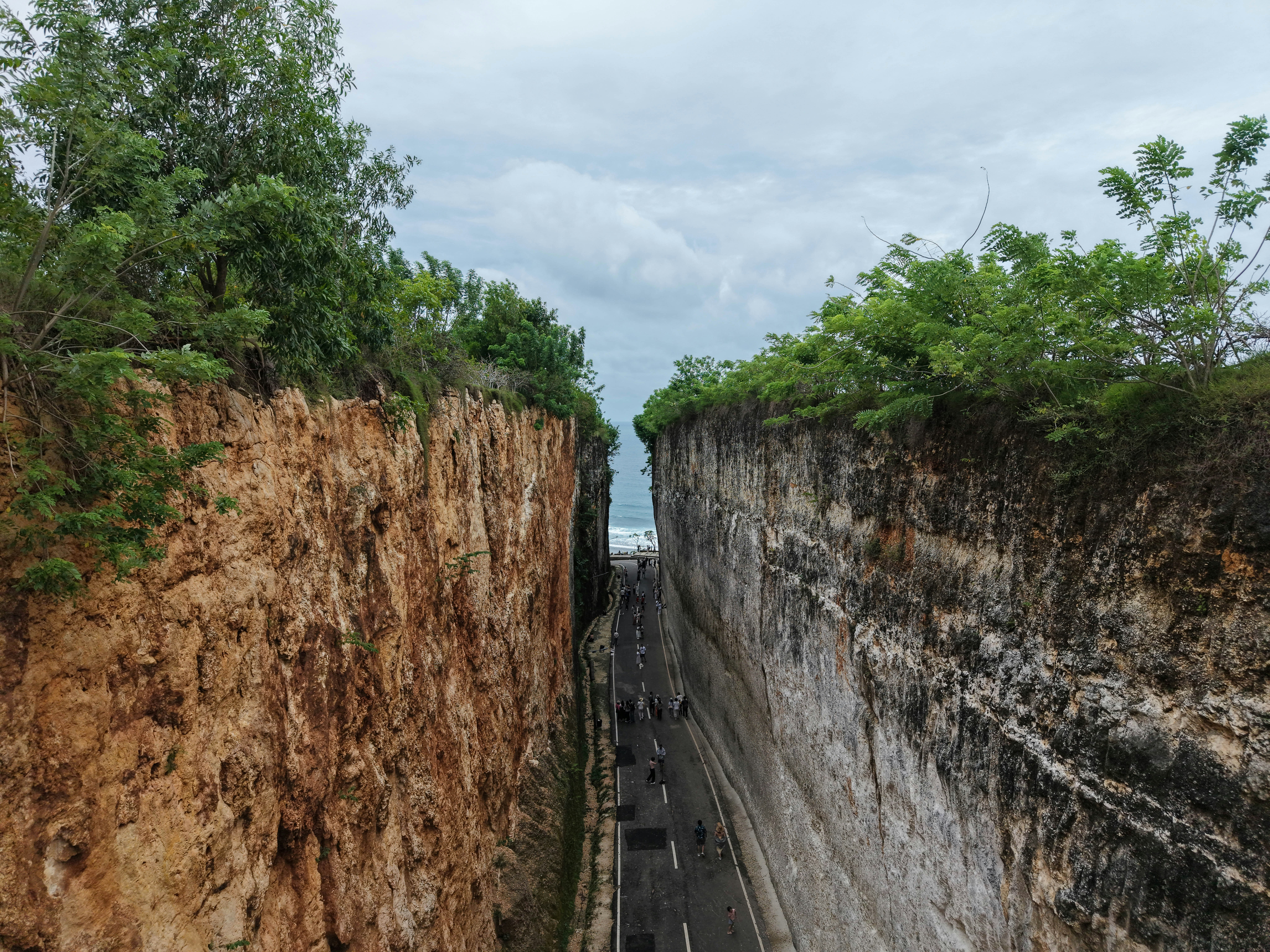 Chasm of the Lobos: A Narrow Coastal Cut Between Cliffs