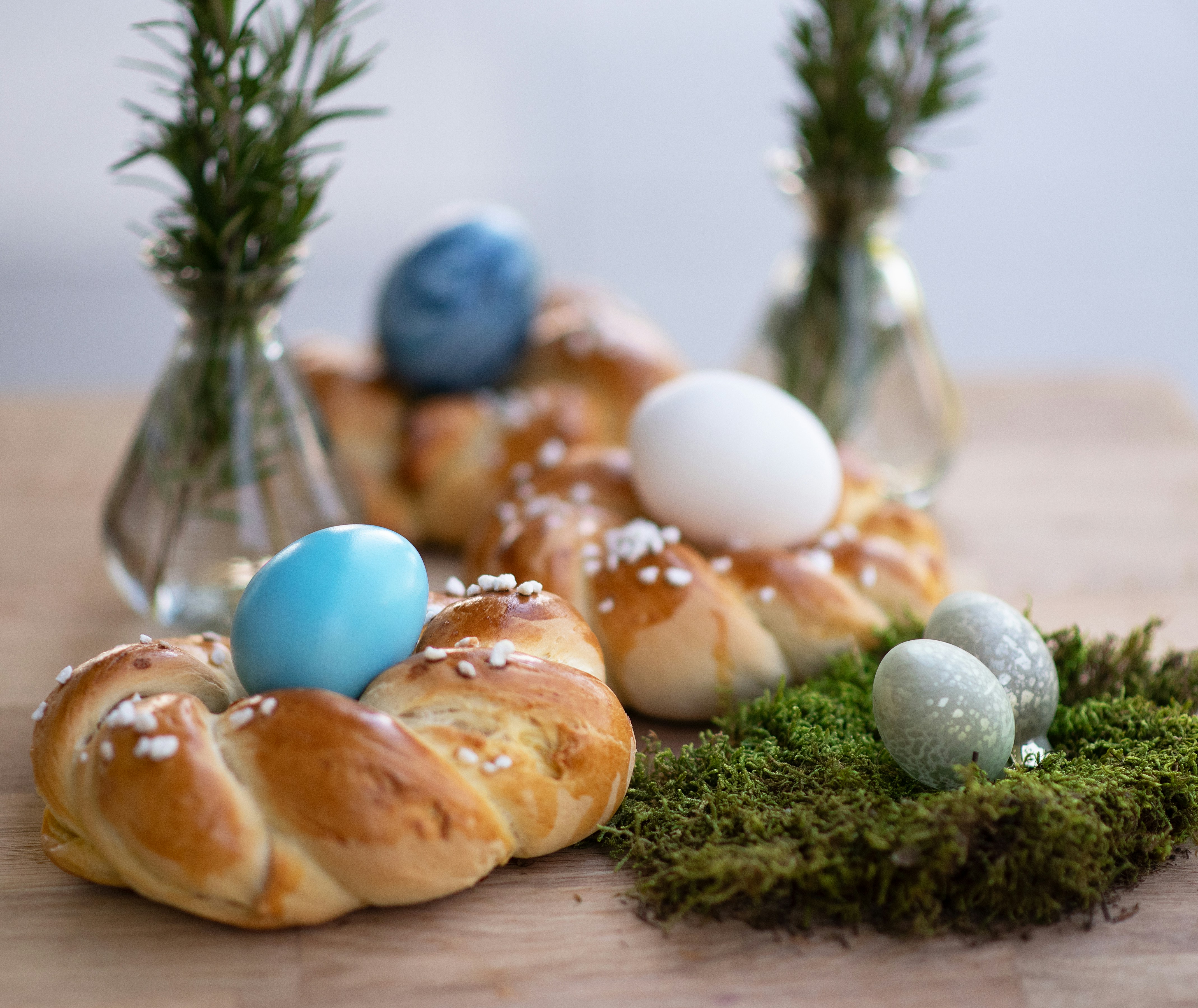 Pastel Easter Crown: Apricot Braid with Painted Eggs