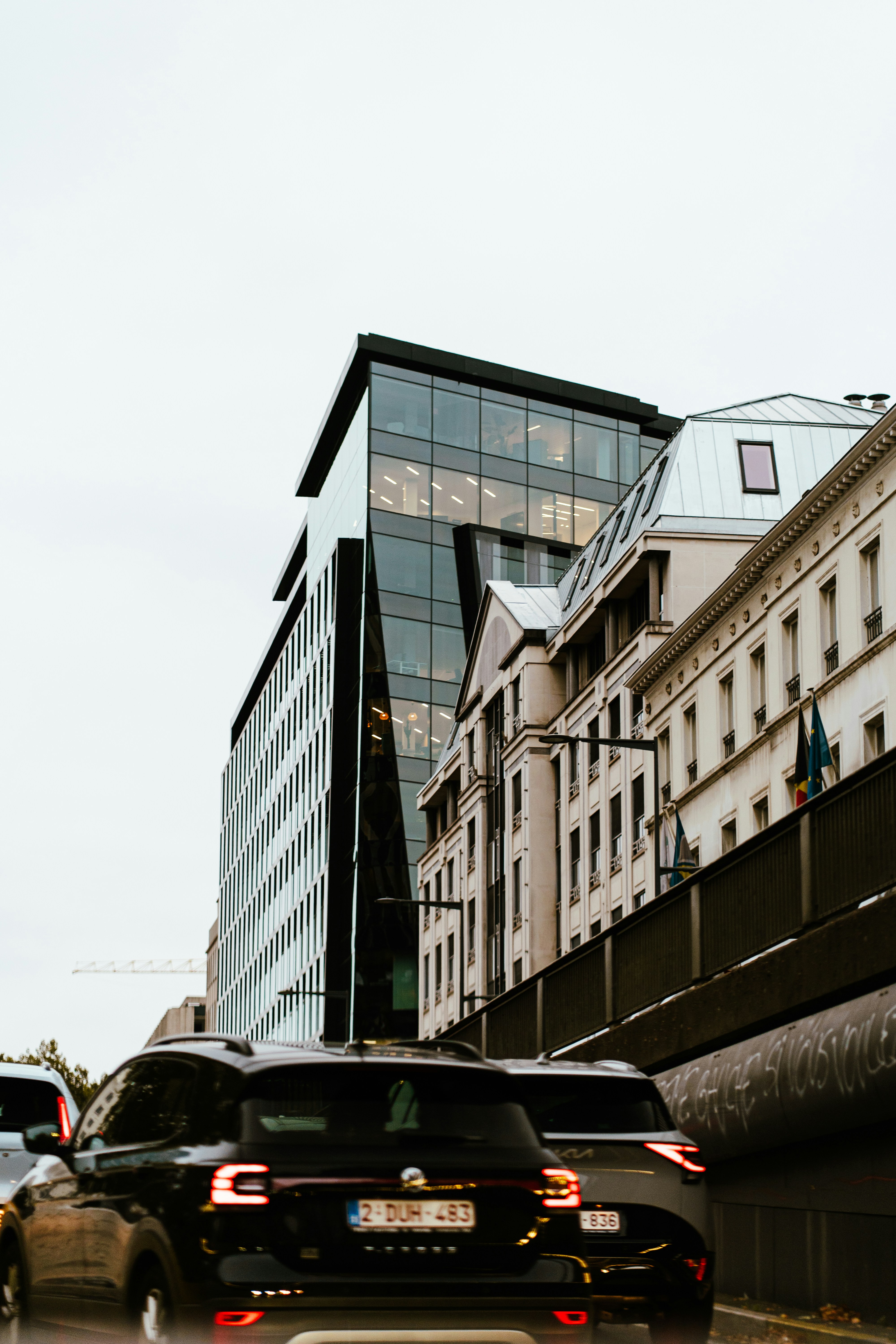 City Edge: Glass and Stone Meet in a Modern Arcade