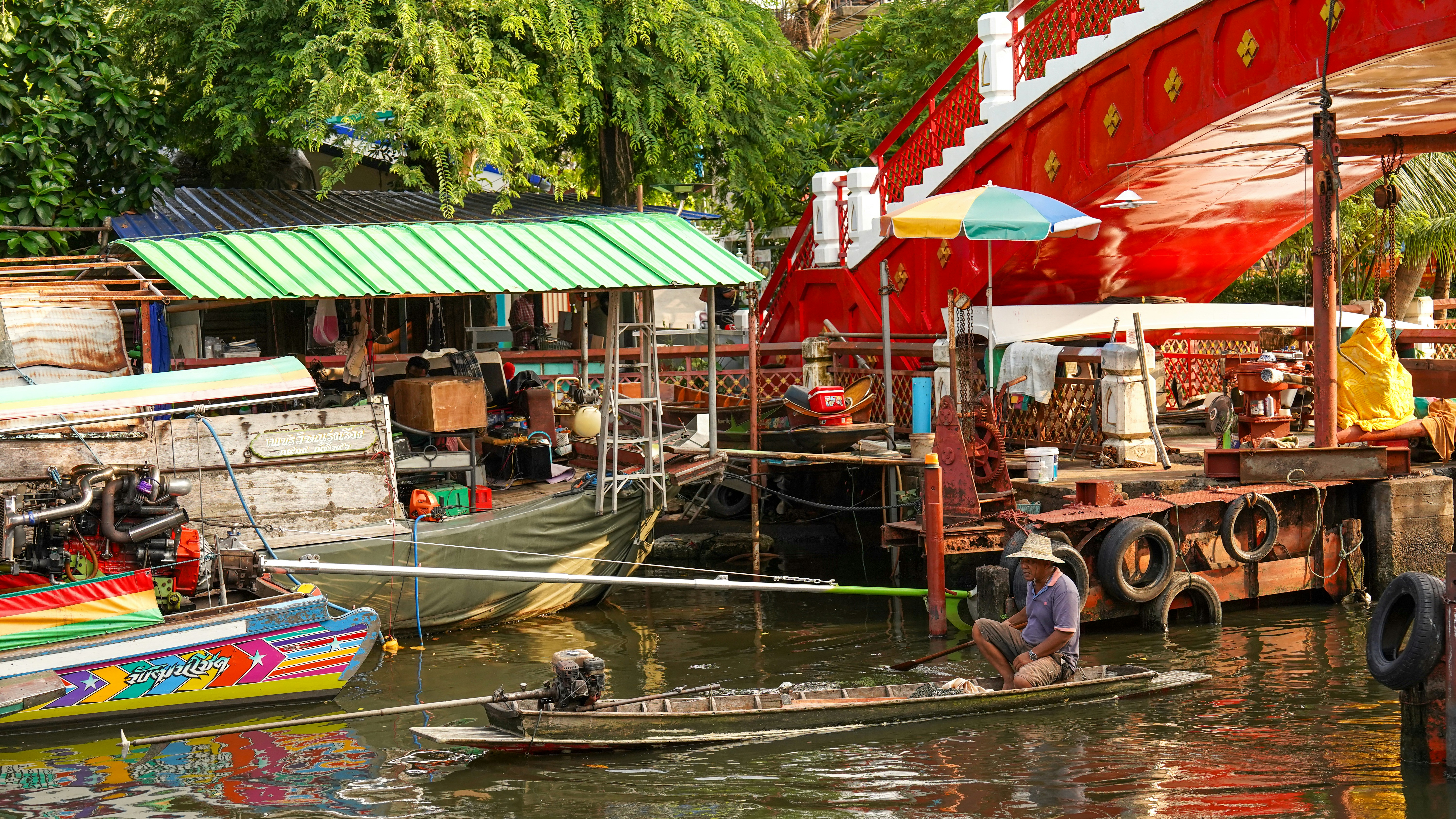  Riverside Market: Boats, Bargains, and Red Stairways