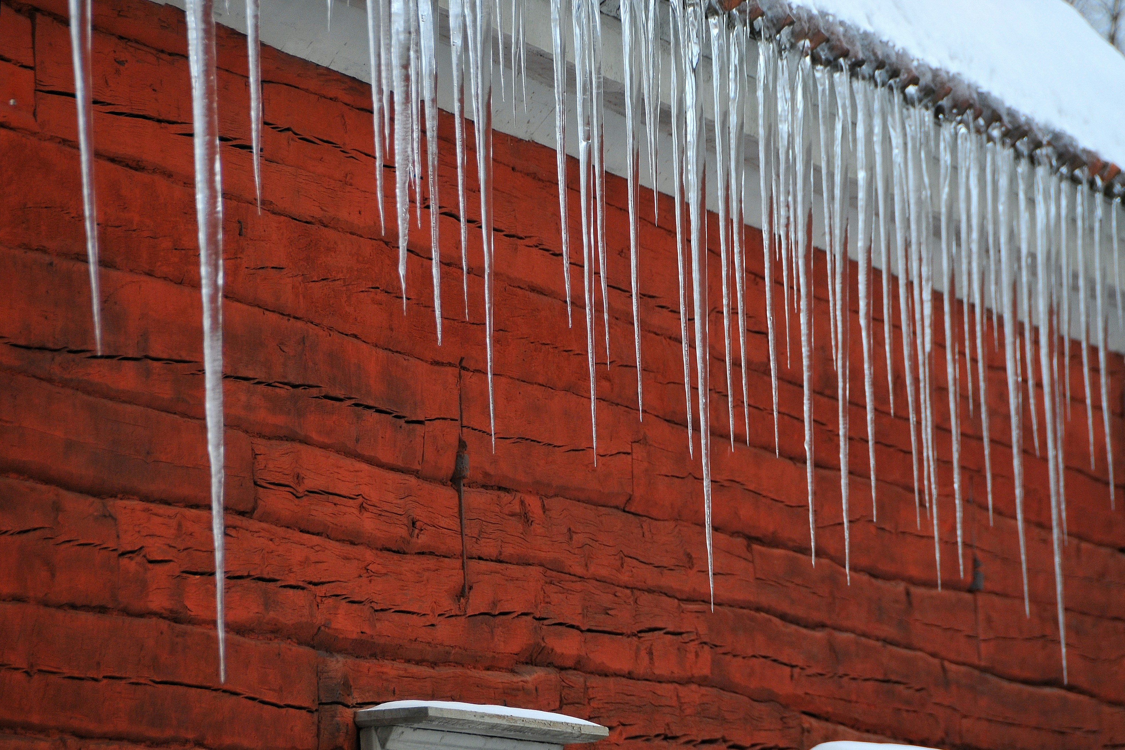Icicle Lances over a Red Brick Wake