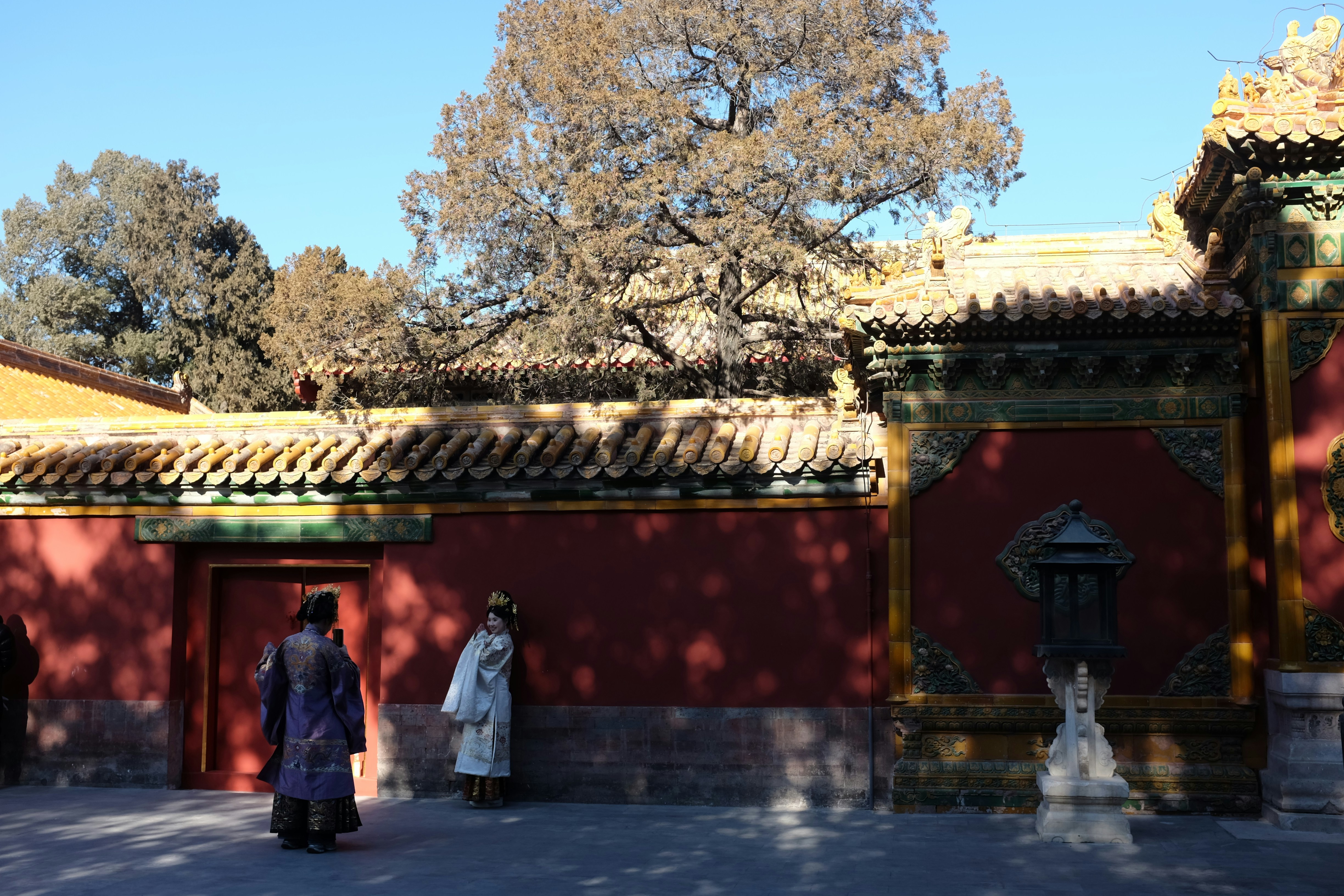 Quiet Exchange at the Red Wall