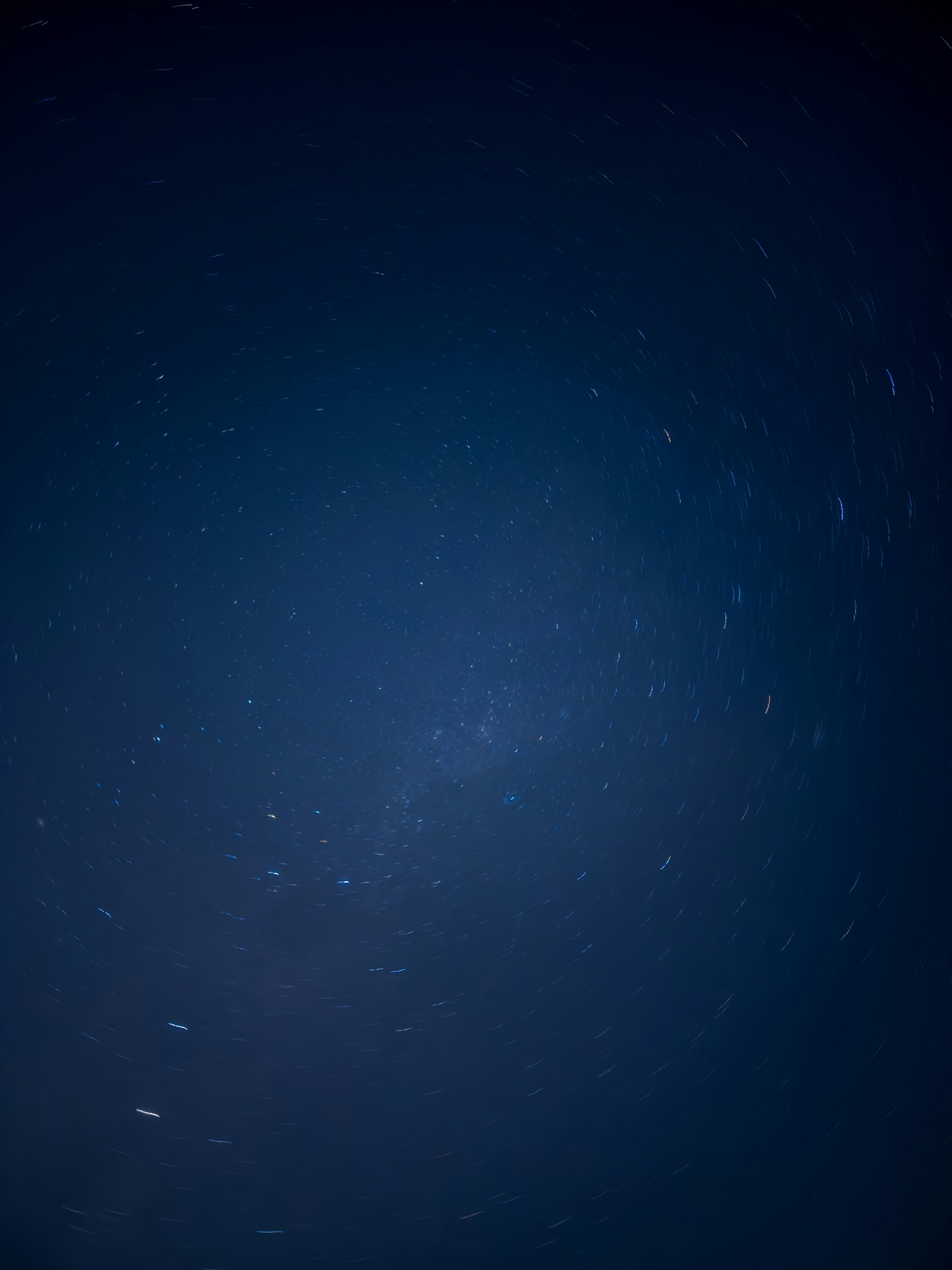 Circular Night: Star Trails Around a Quiet Milky Way Nadir