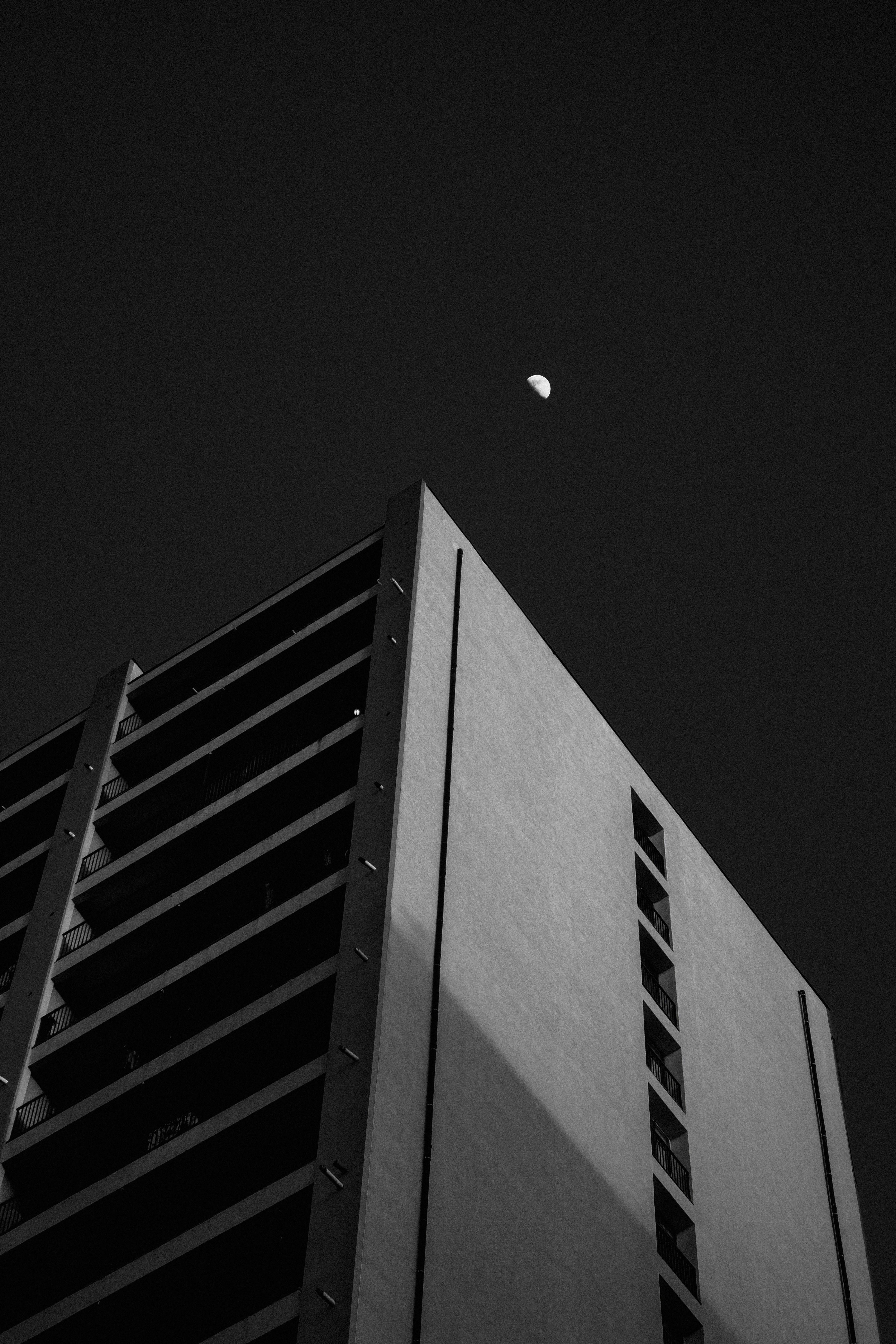 Moon over a Stark Facade: A Geometric Night