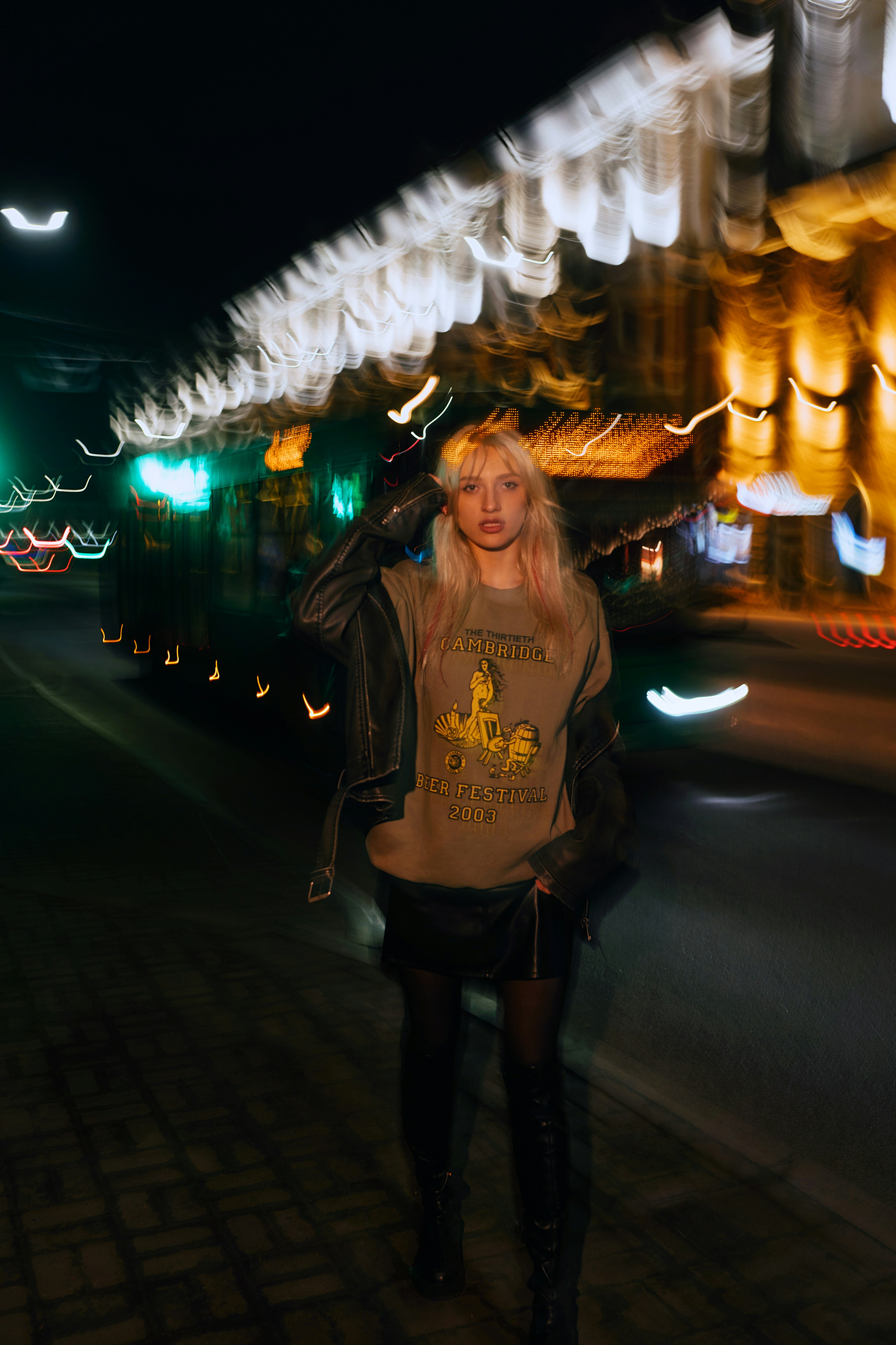 Neon Night Stance: A Blond silhouette in Motion Blur