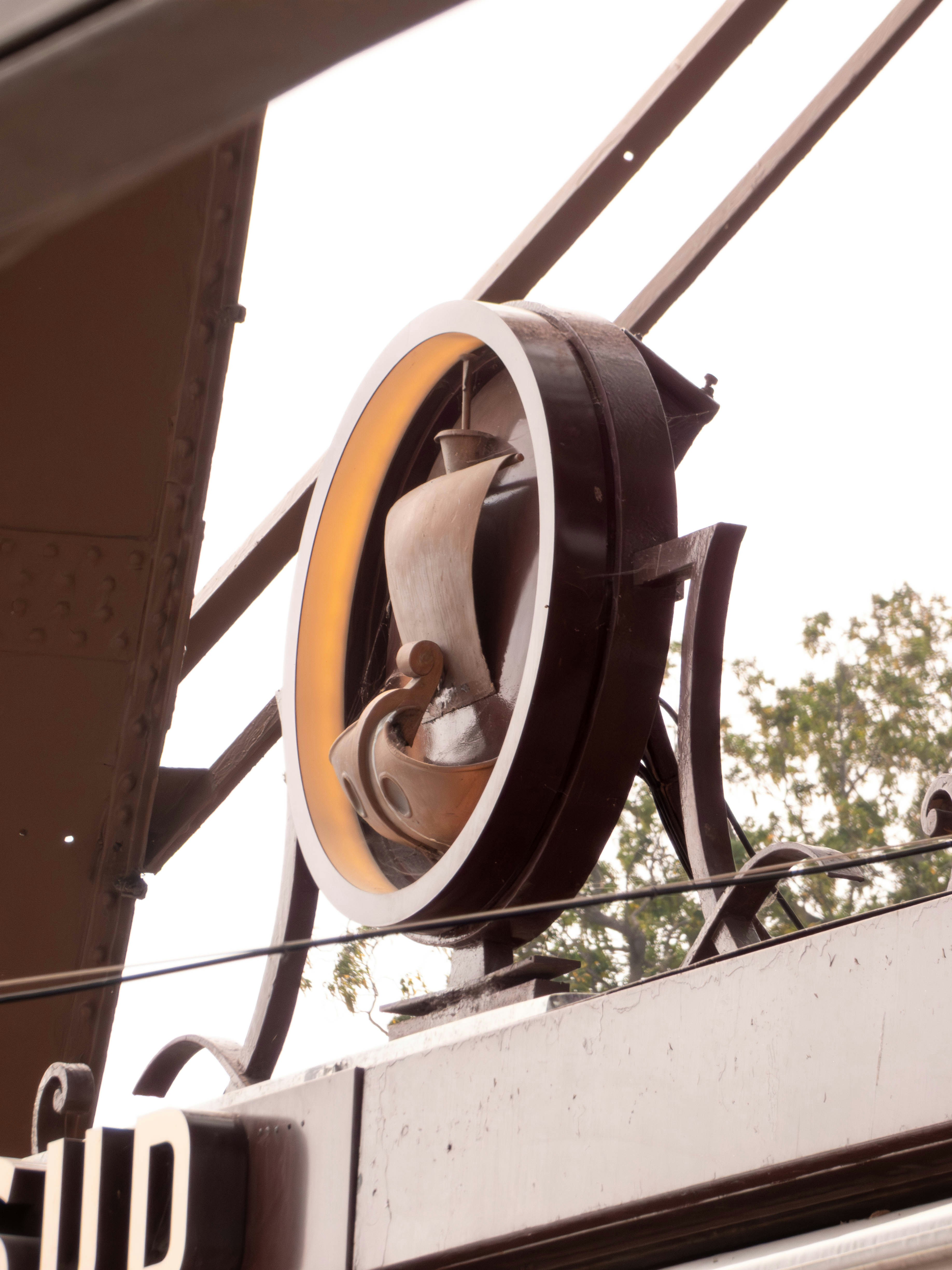 Circular Spotlight: Industrial Headlamp on a Steel Framework