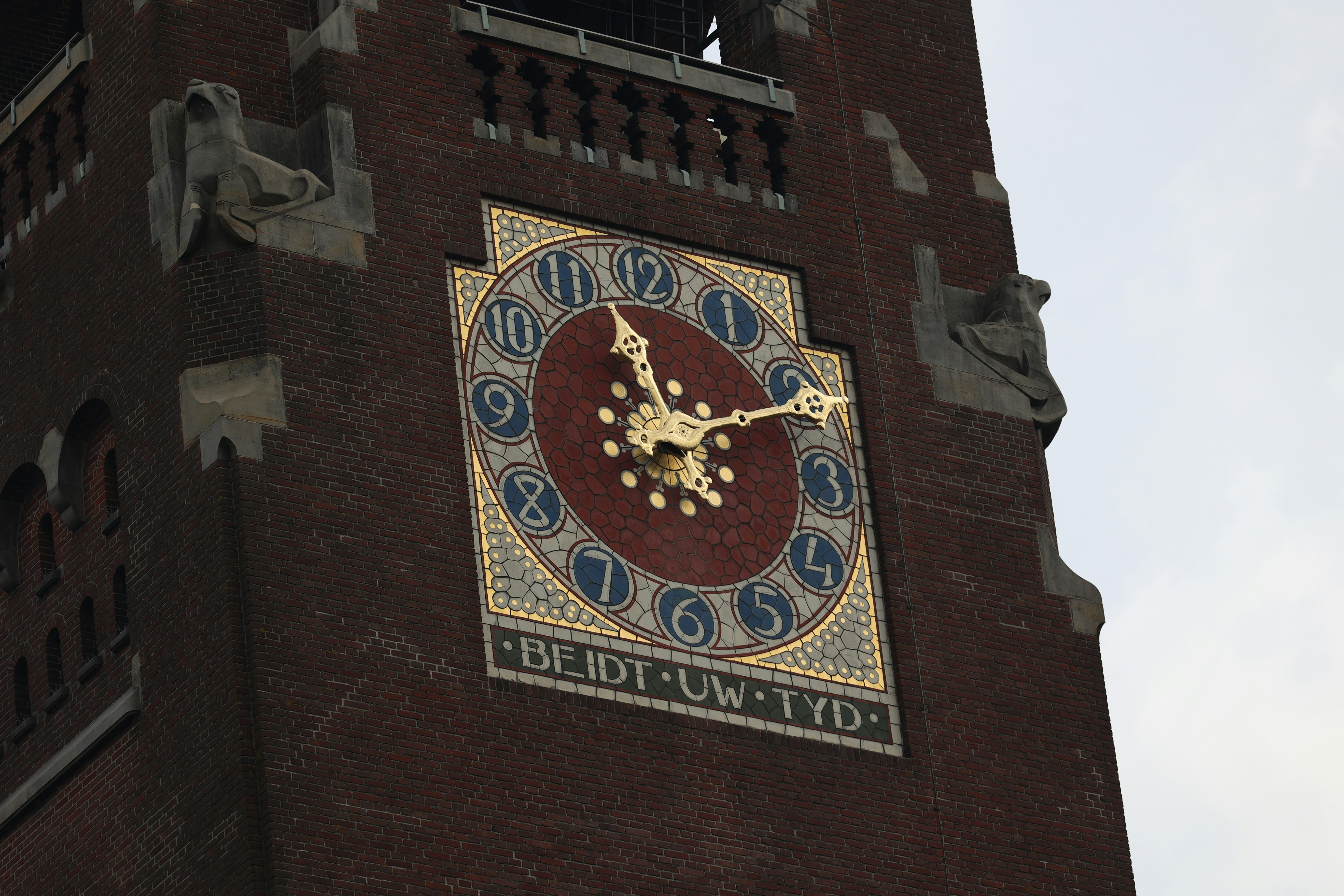Timekeeper on Brick: A Clock Tower Moon of Hands
