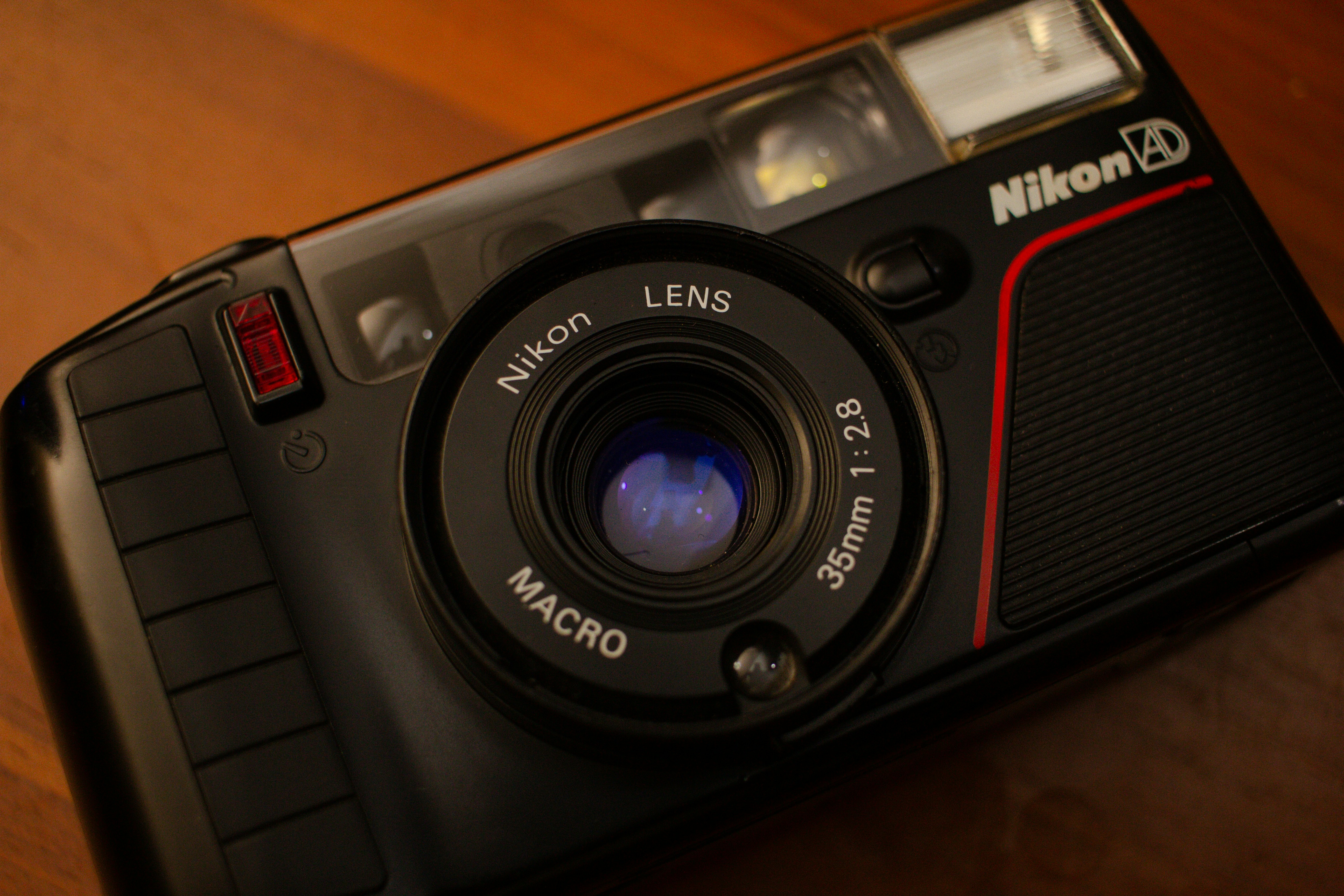 Nikon Retro: A Compact Film-era Canon of Light and Glass