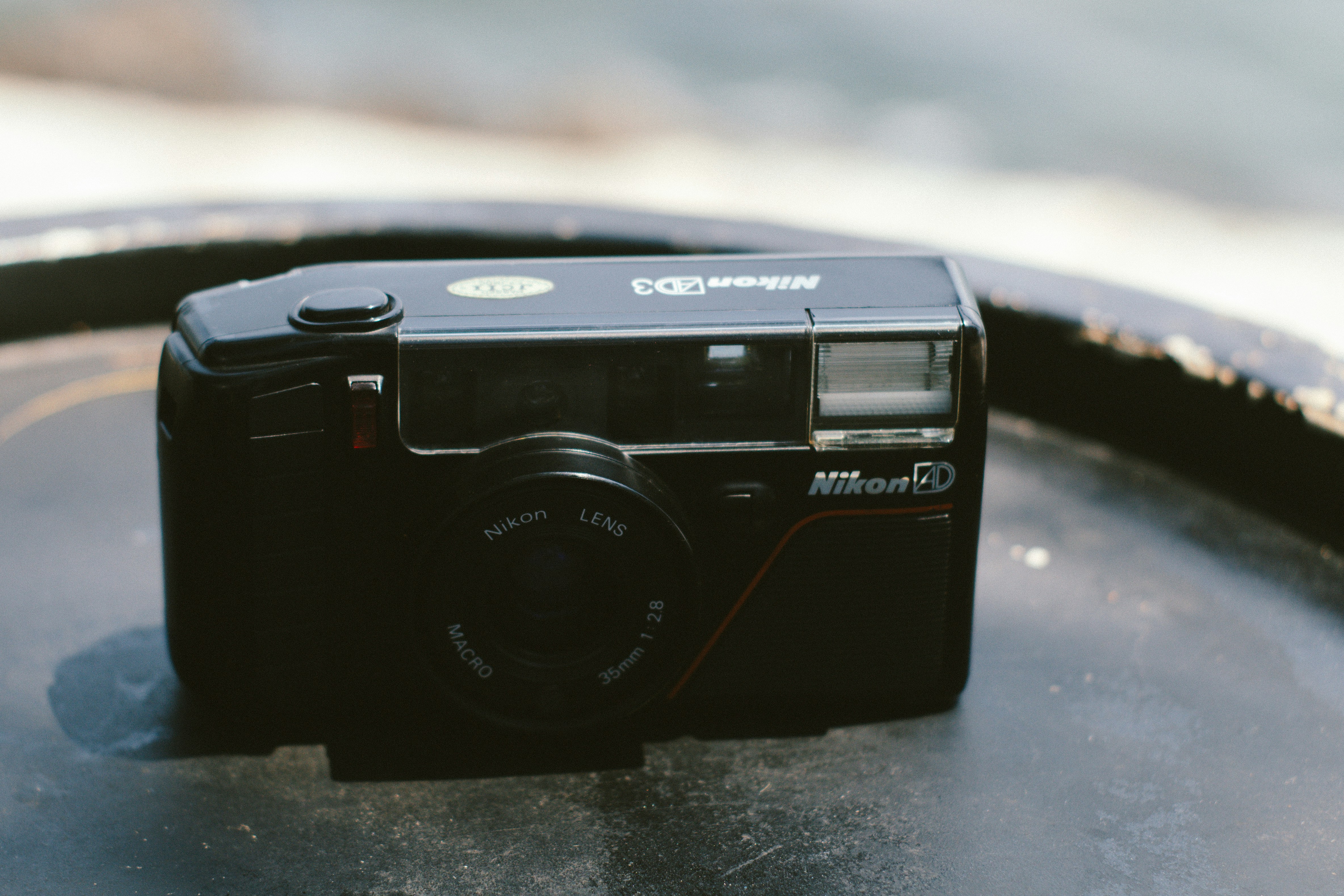 Nikon Compact in Focus: A Quiet Beachfront Moment
