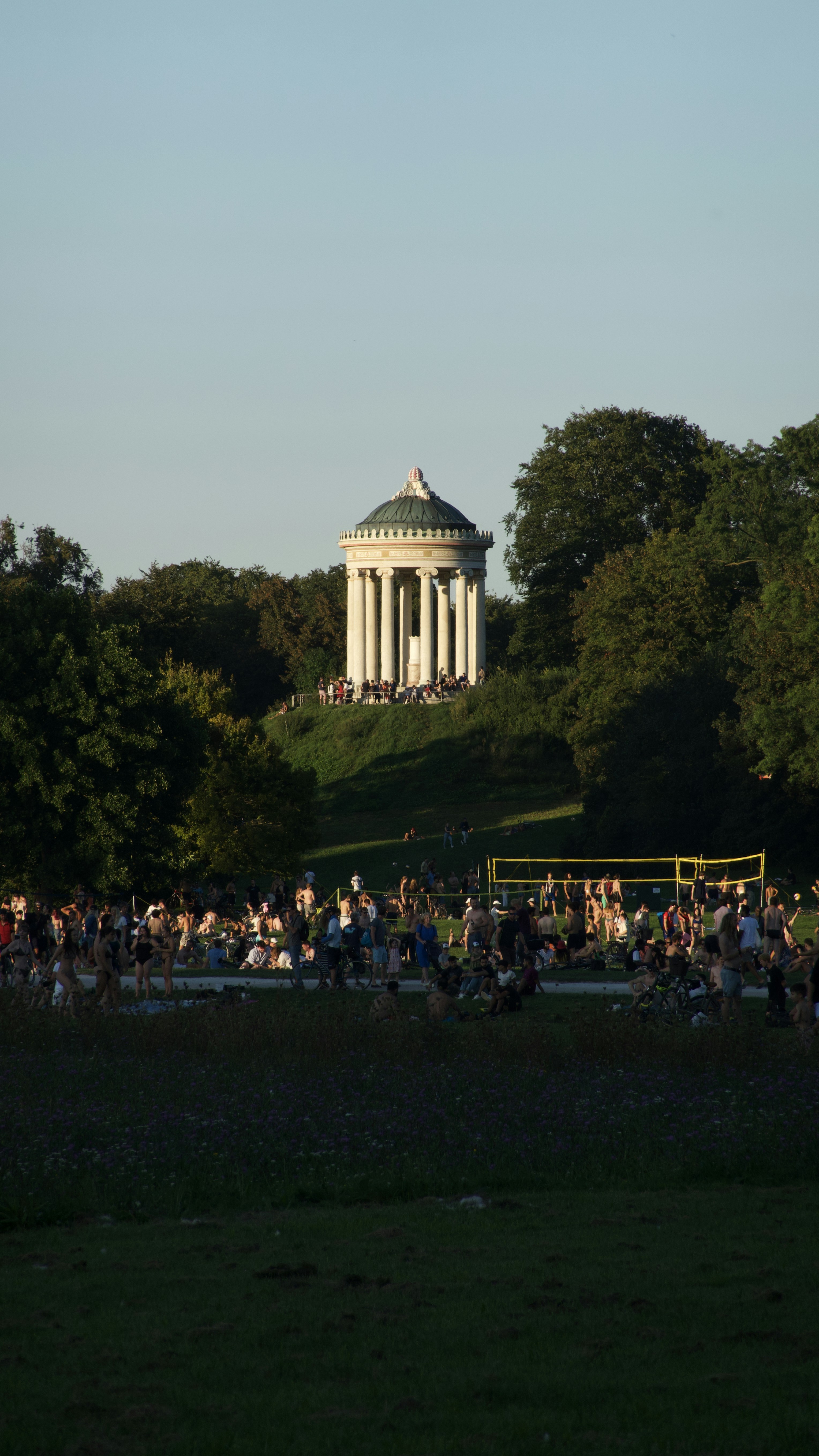 Temple on the Hill: A Quiet Crowd Beneath the Sunlit Rotunda