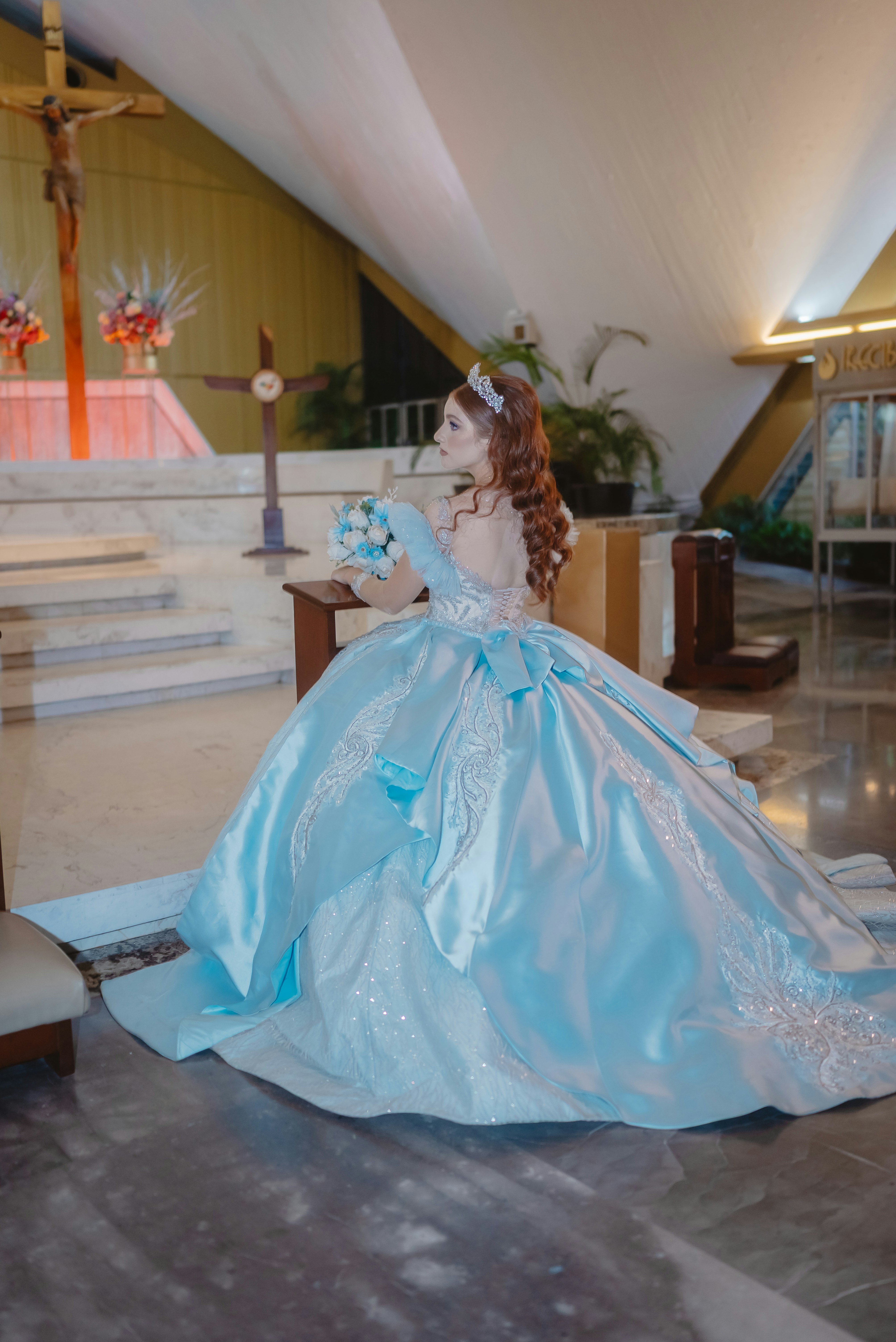 Azure Cinderella: A Seated Gown Welcomes the Cathedral Hall