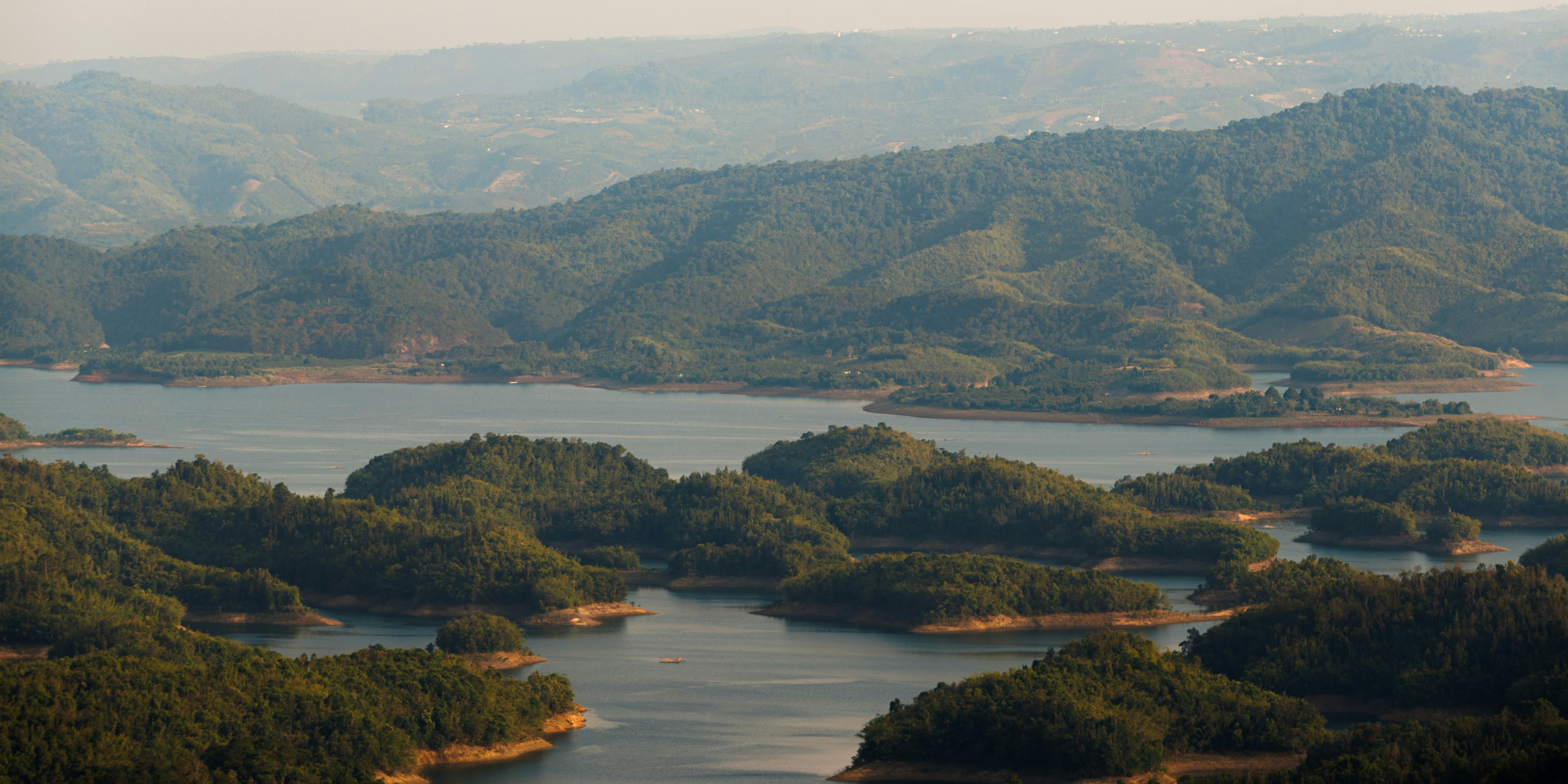 Serene Archipelago: A Quiet Confluence of Hills and Water