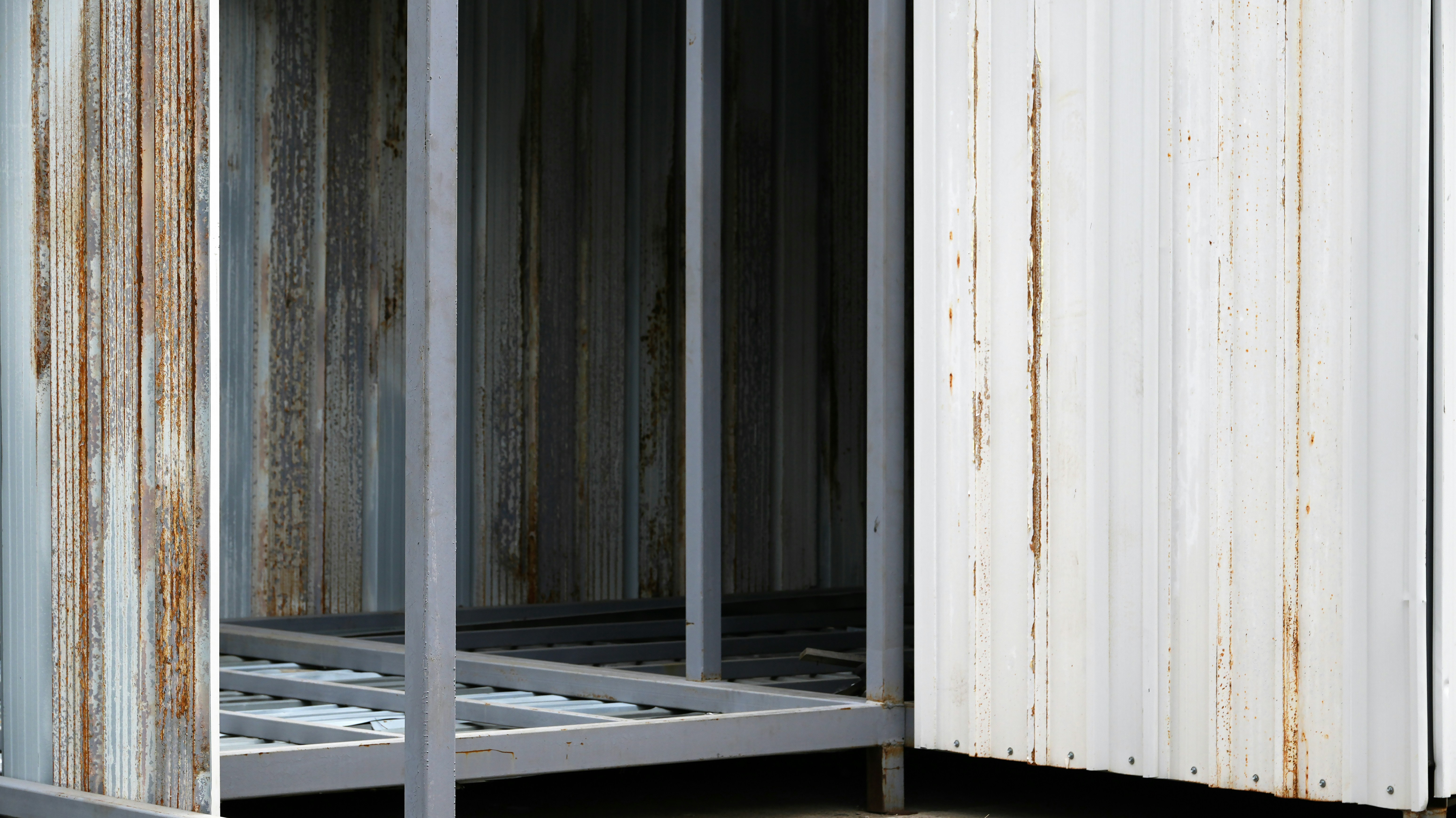 Rusting Passages: The Quiet Geometry of an Abandoned Shed