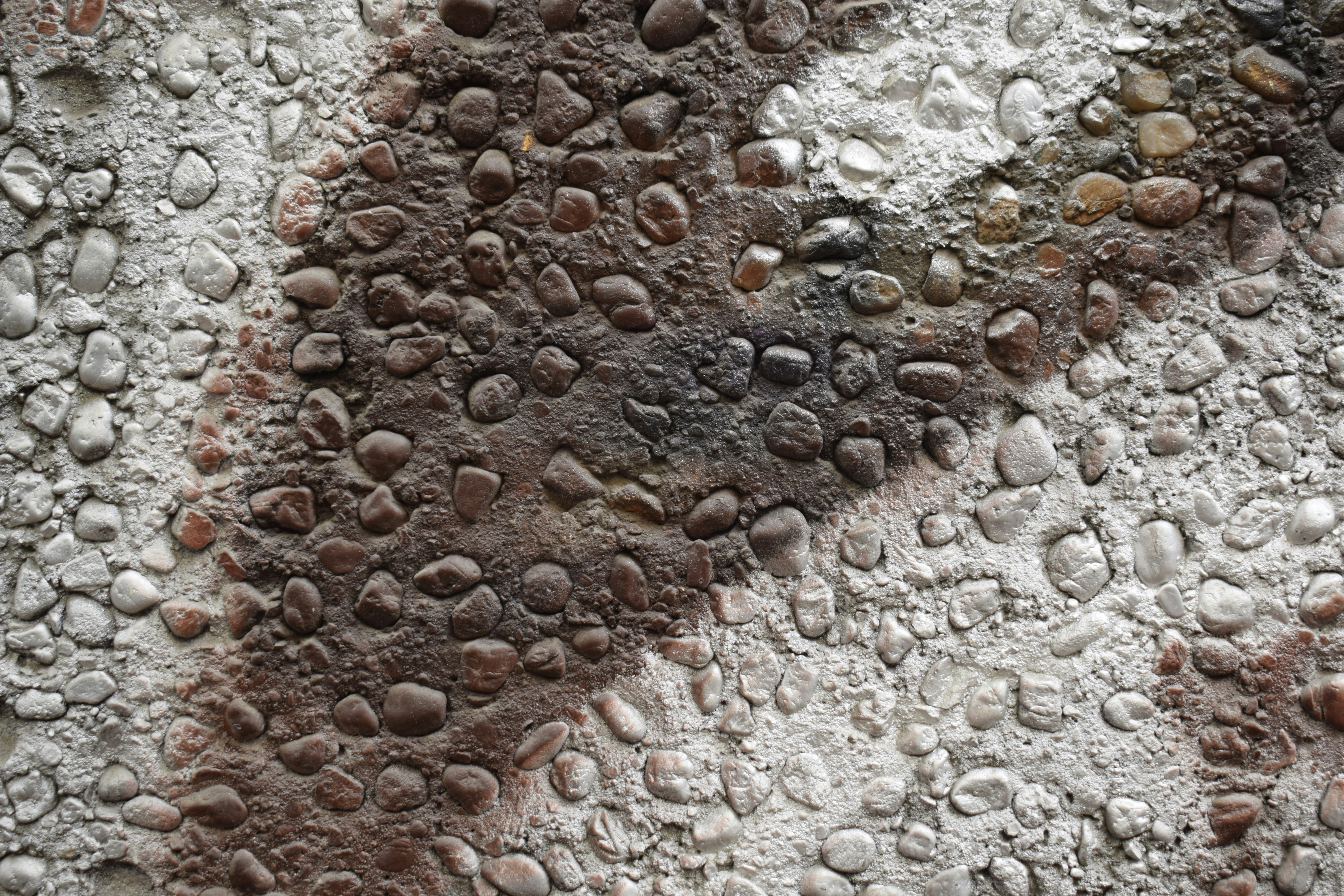 Pebble Mosaic in Weathered Concrete