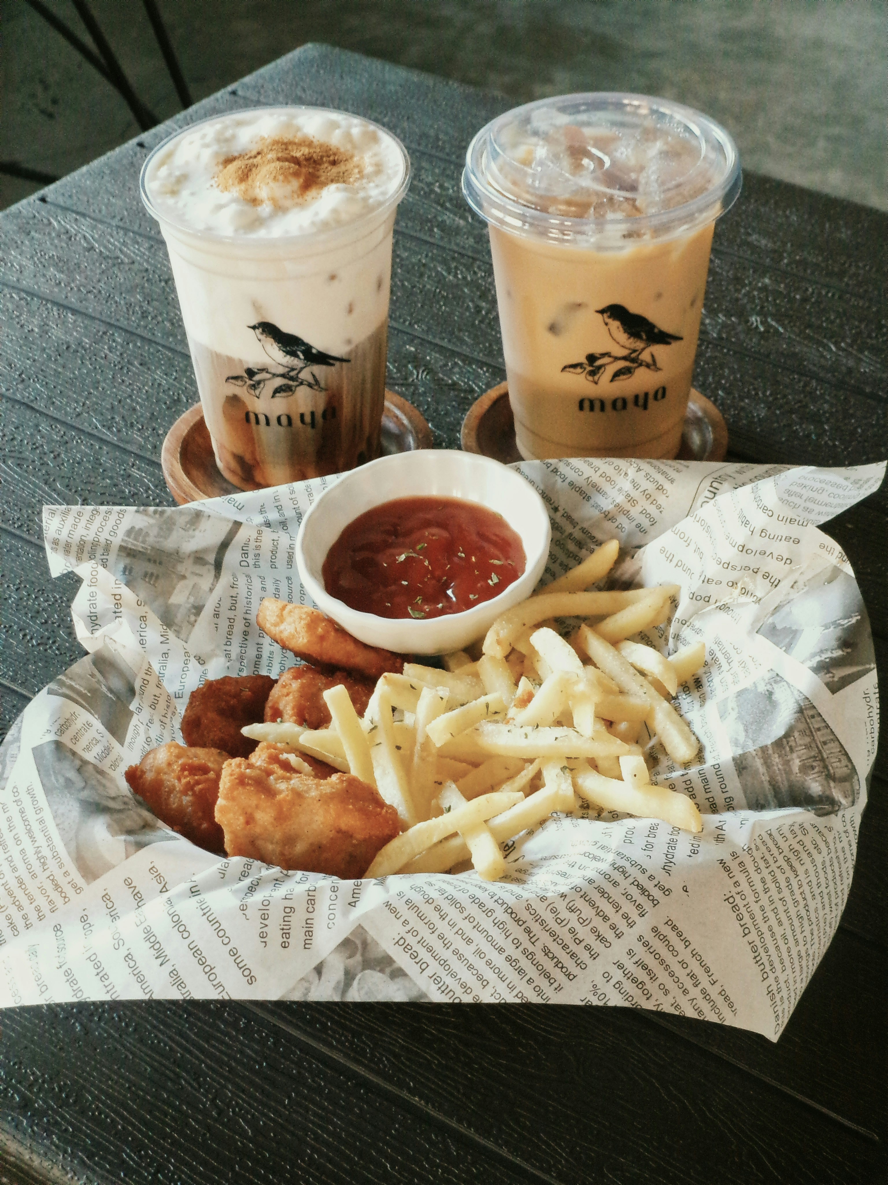 Cafe Picnic: Two iced drinks and a basket of fried bites