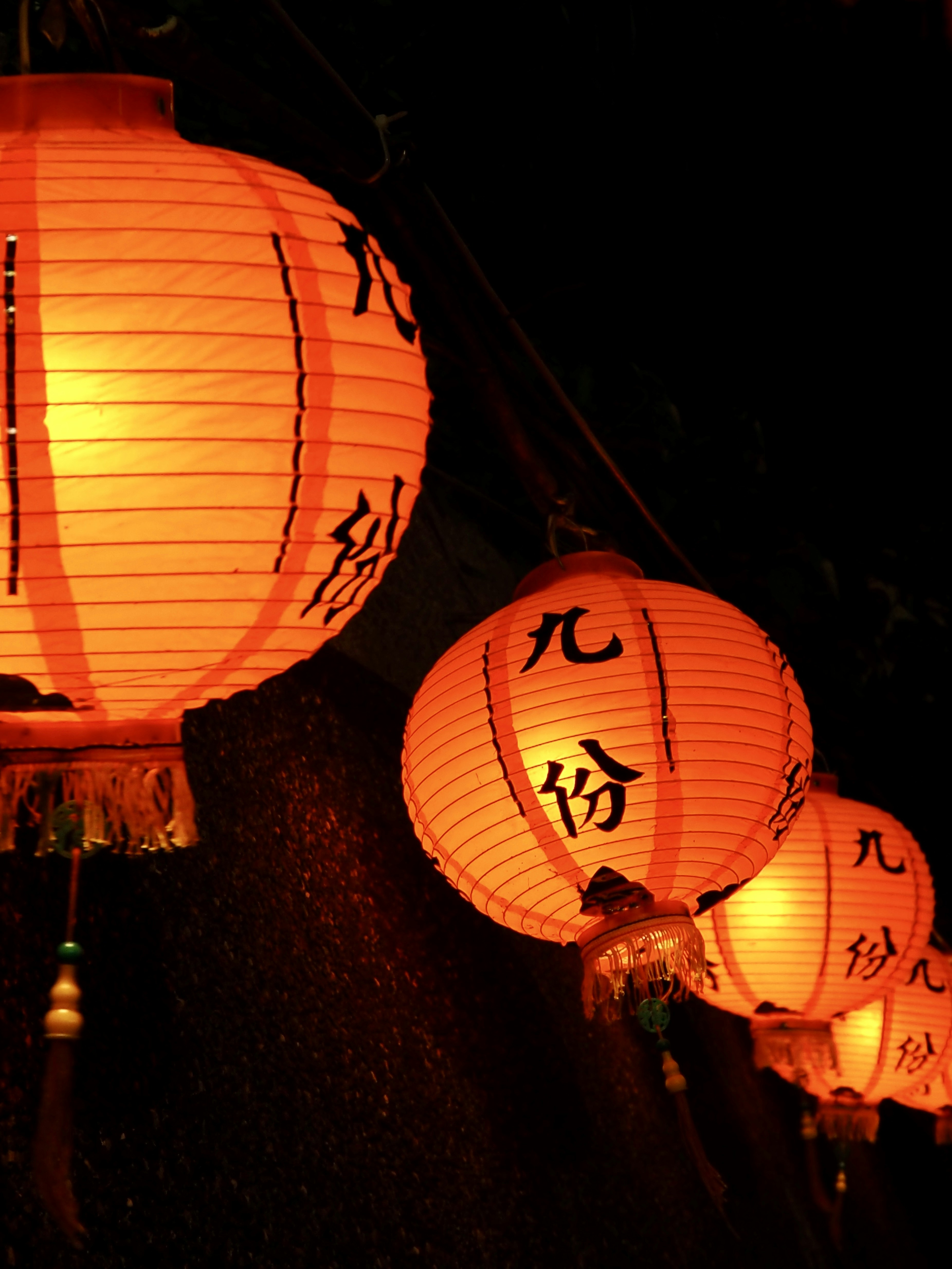 Lanterns in Red Bloom: A Night of Chinese Skyglow