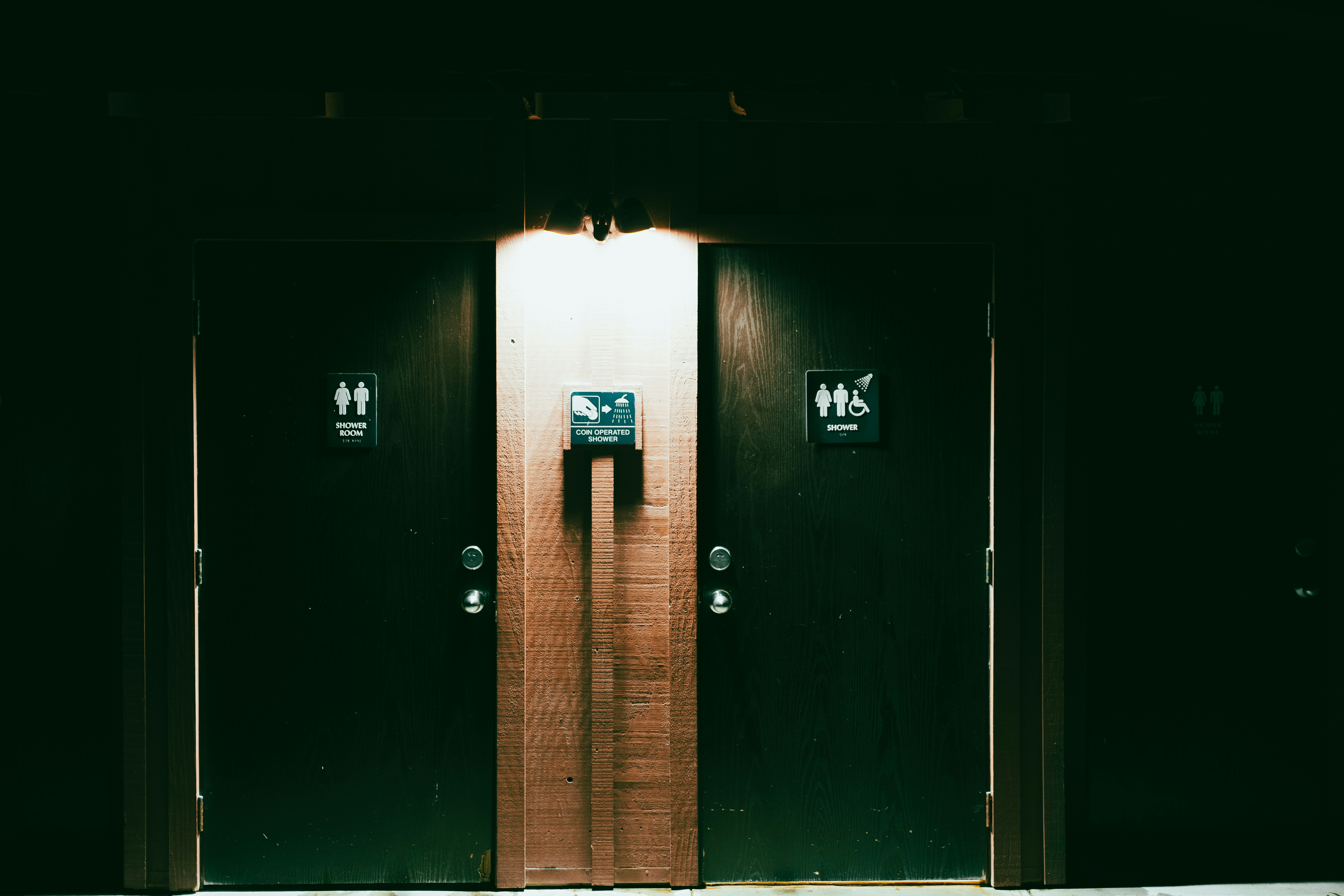 Center Doorway: A Quiet Corridor Between Rooms
