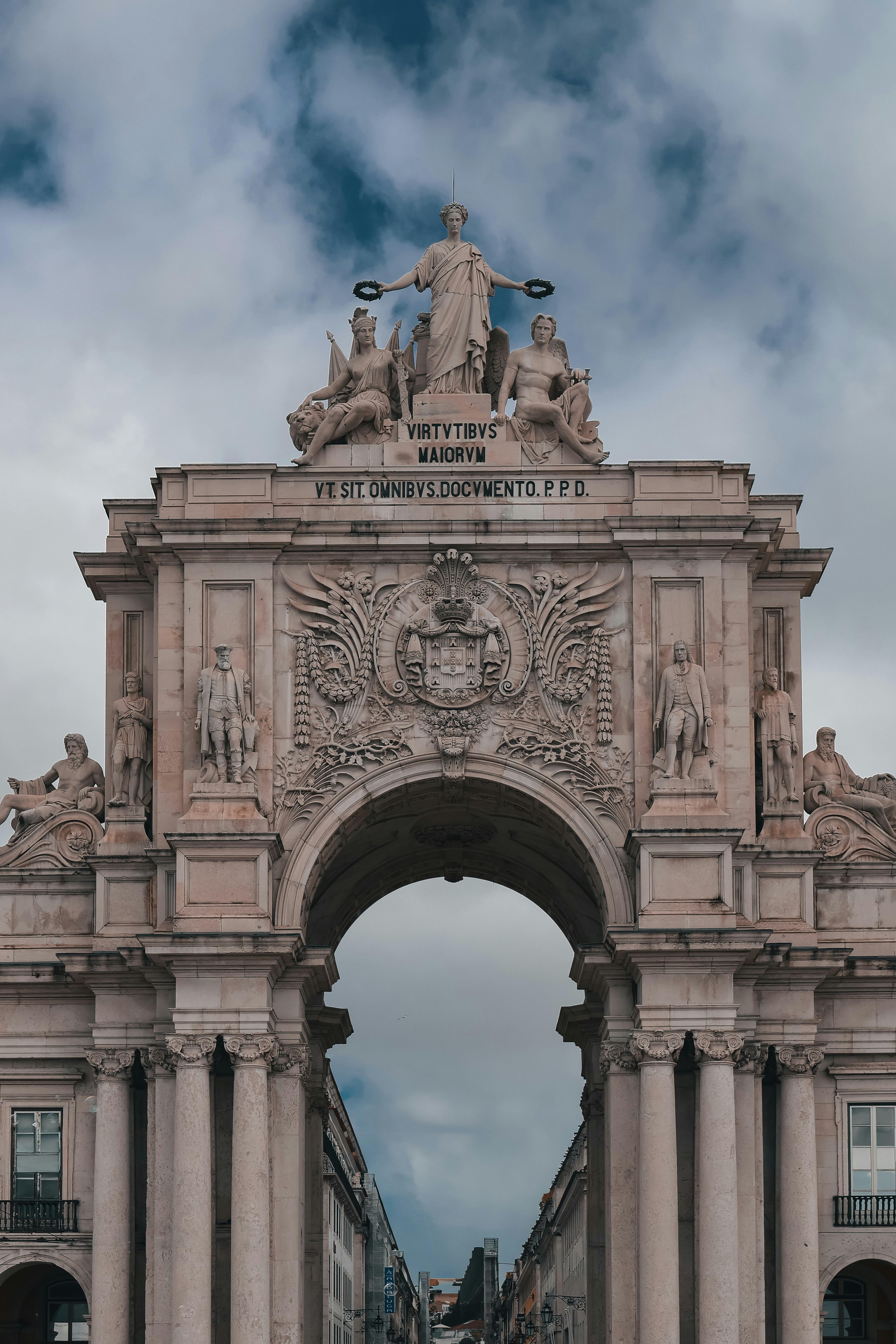 Stone Arch and Sculpted Laurels: Lisbon’s Triumph Gate