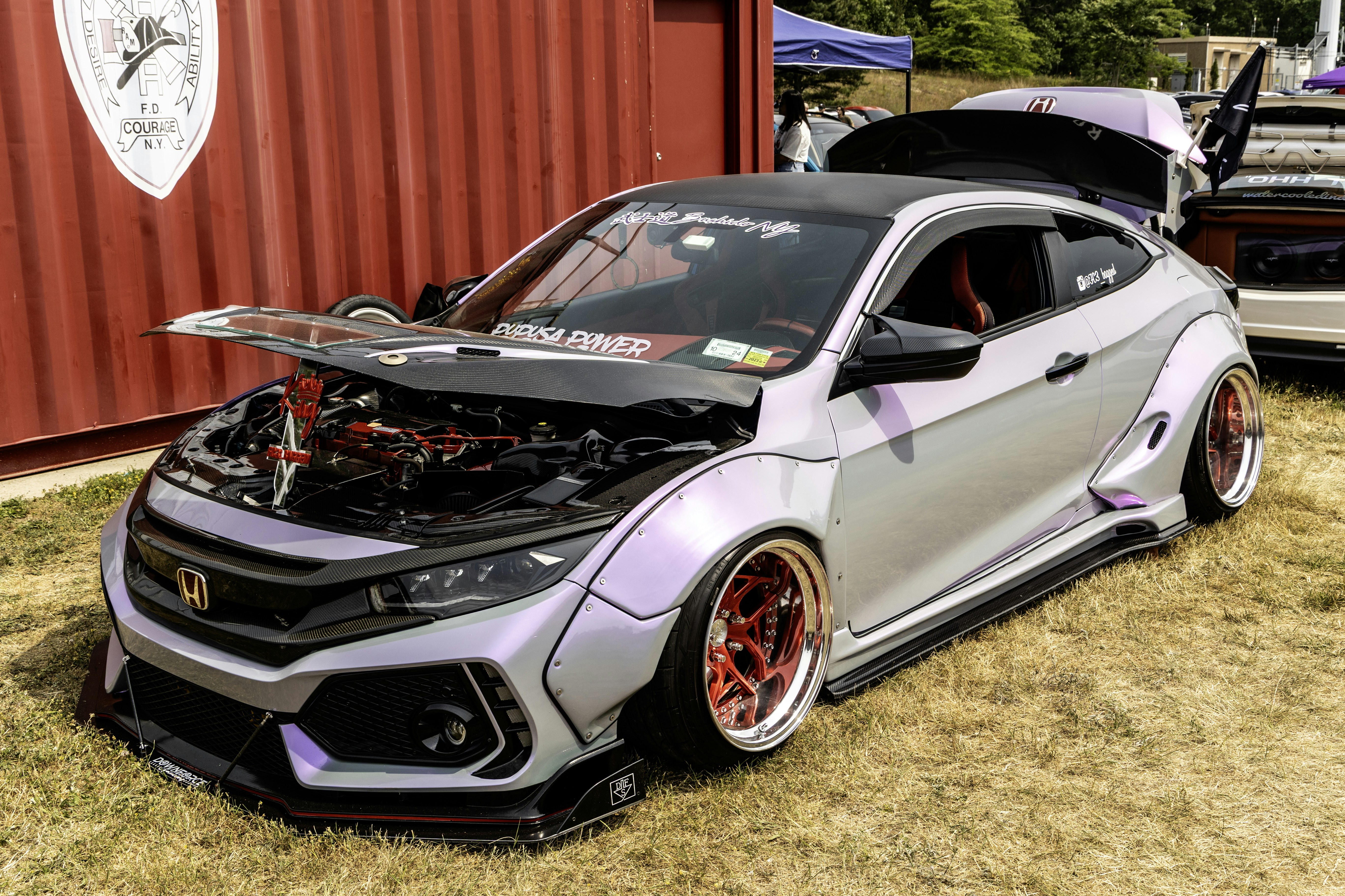 Honda Civic on a Purple-Plating Drift: A Car Show Stunner