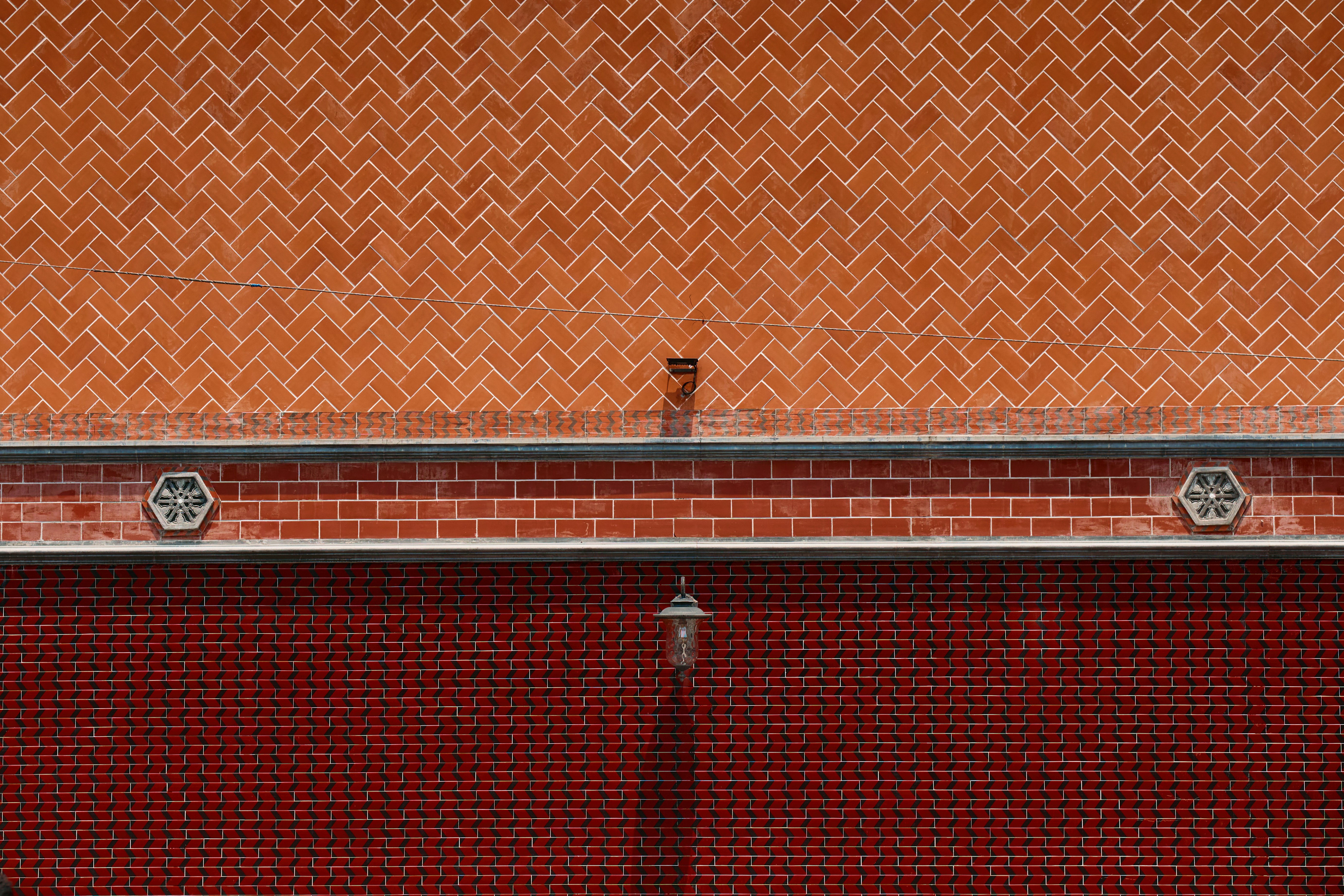 Brick Facade Rhythm: A Horizontal Tale of Two Textures