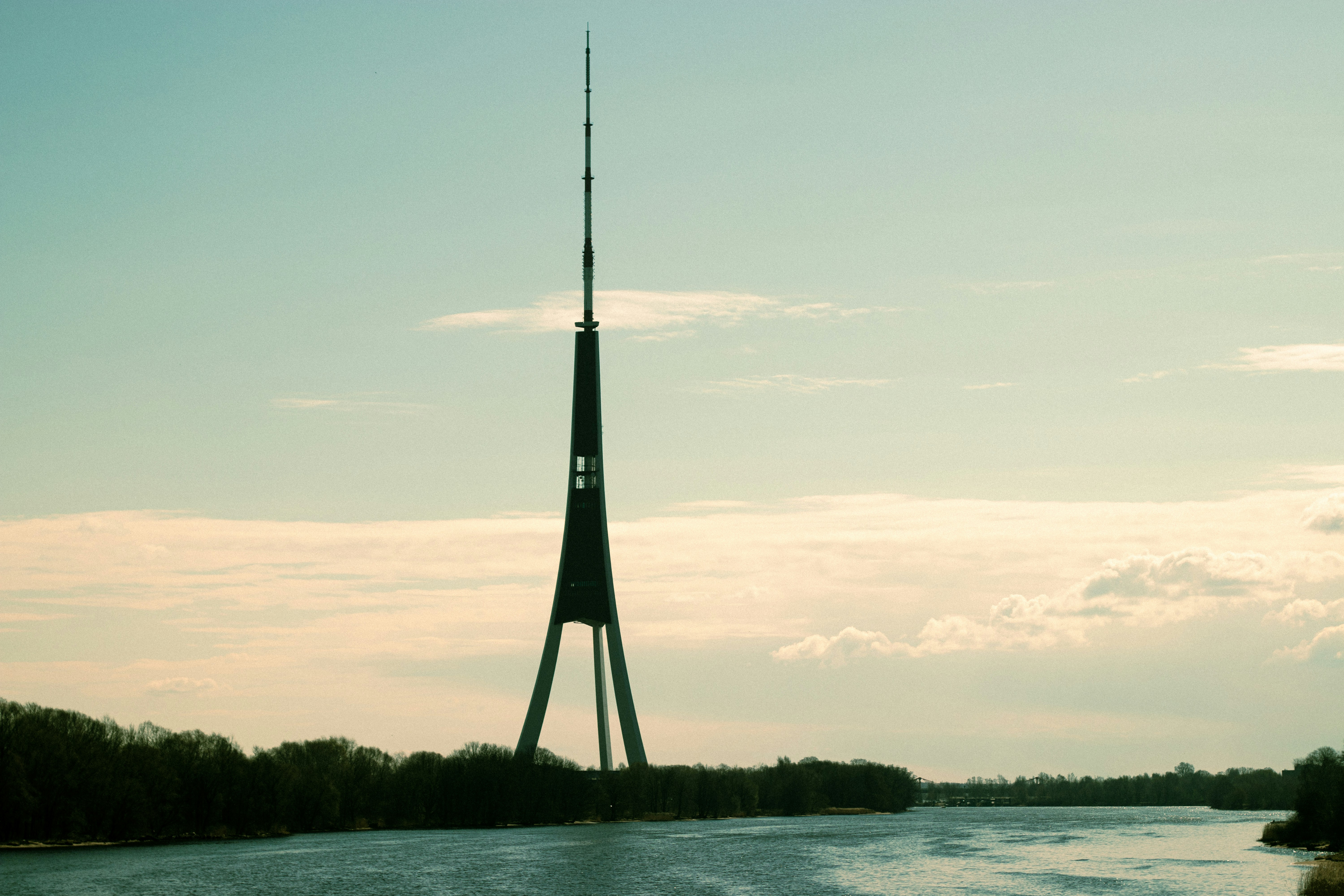 The Spire Over the Water: A Distant Sentinel