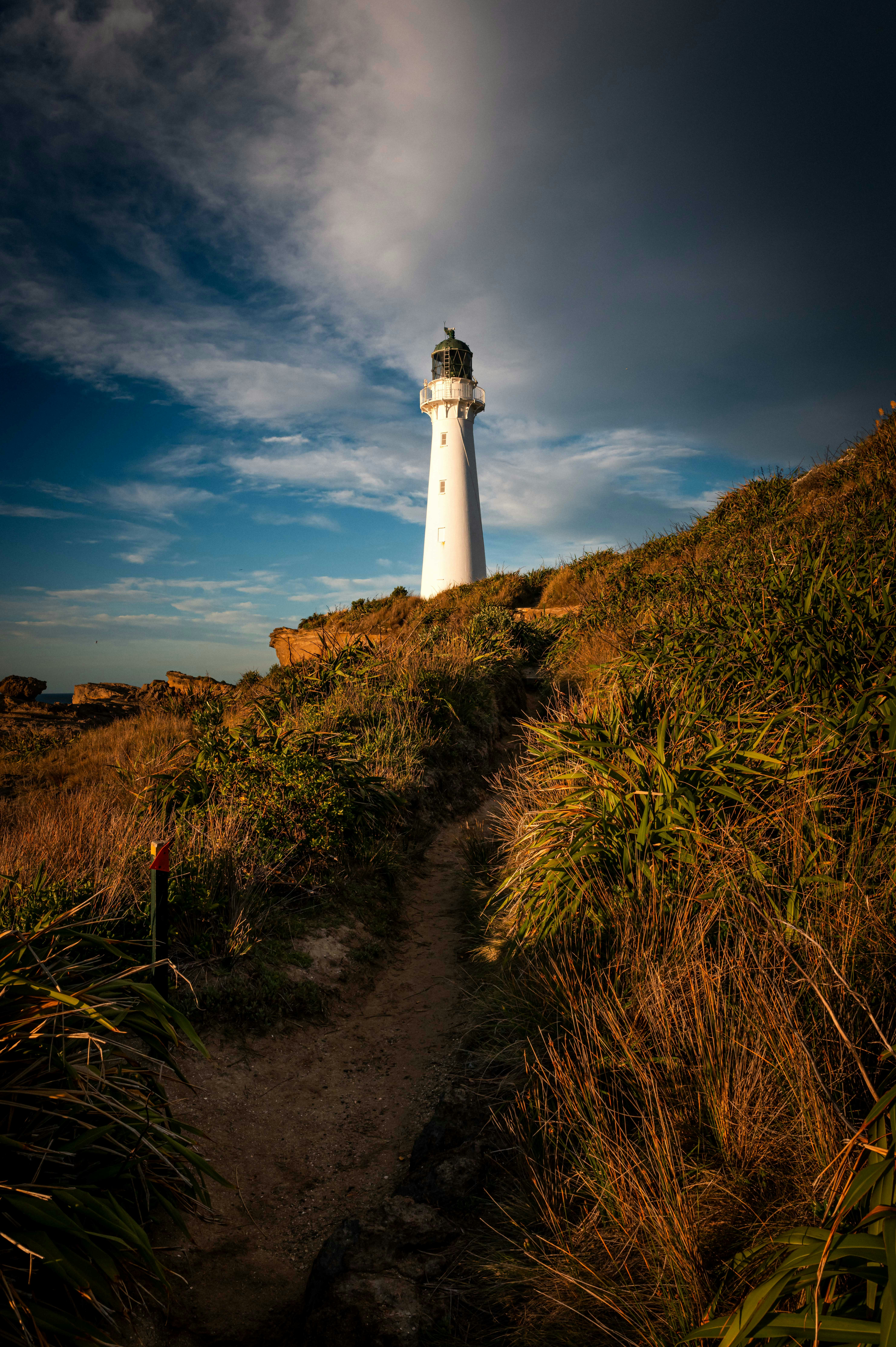 Lighthouse Crest: A Coastal Path to the Beacon