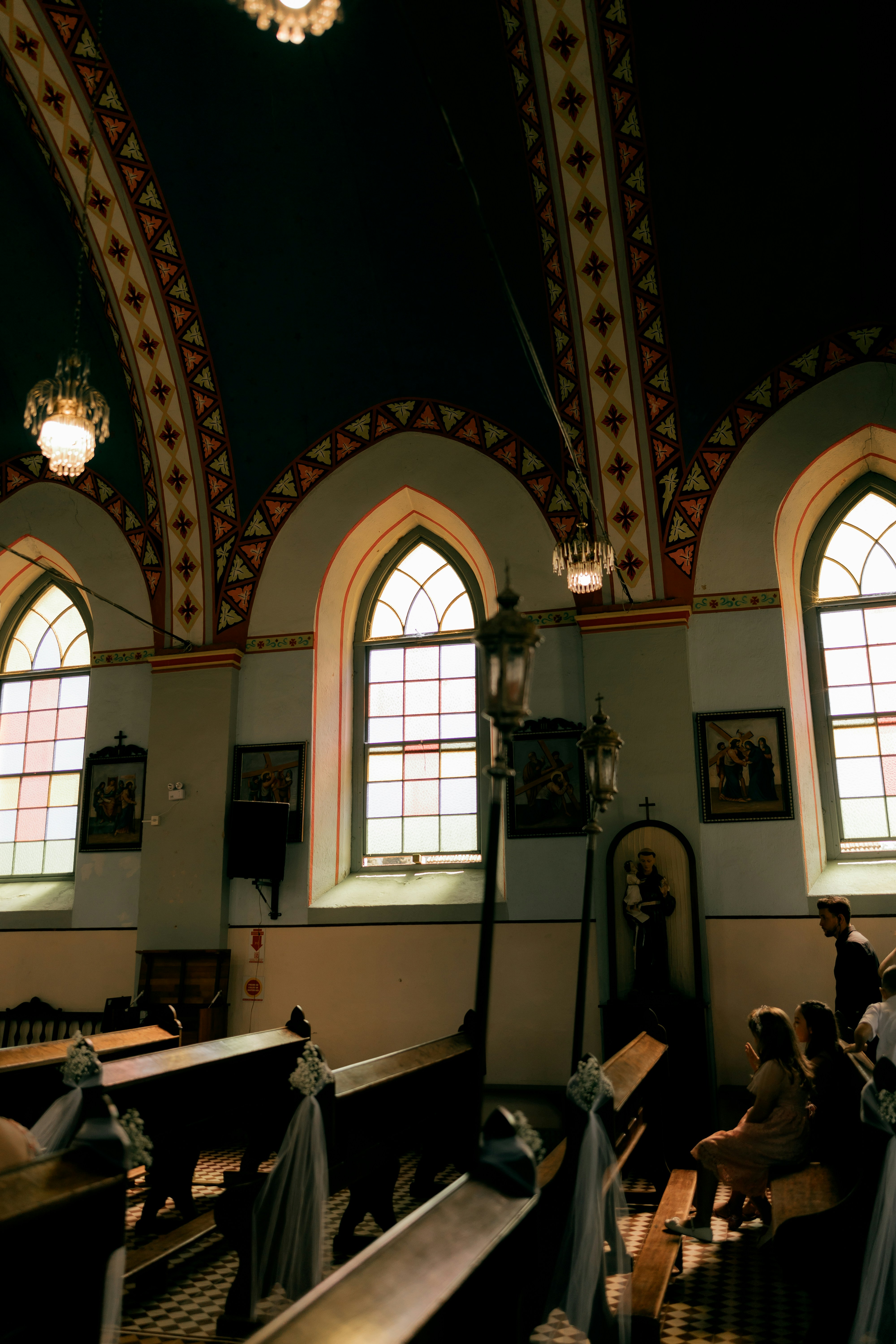 Sunlit Aisles and Stained Arches: Quiet Reverence Inside a Historic Hall