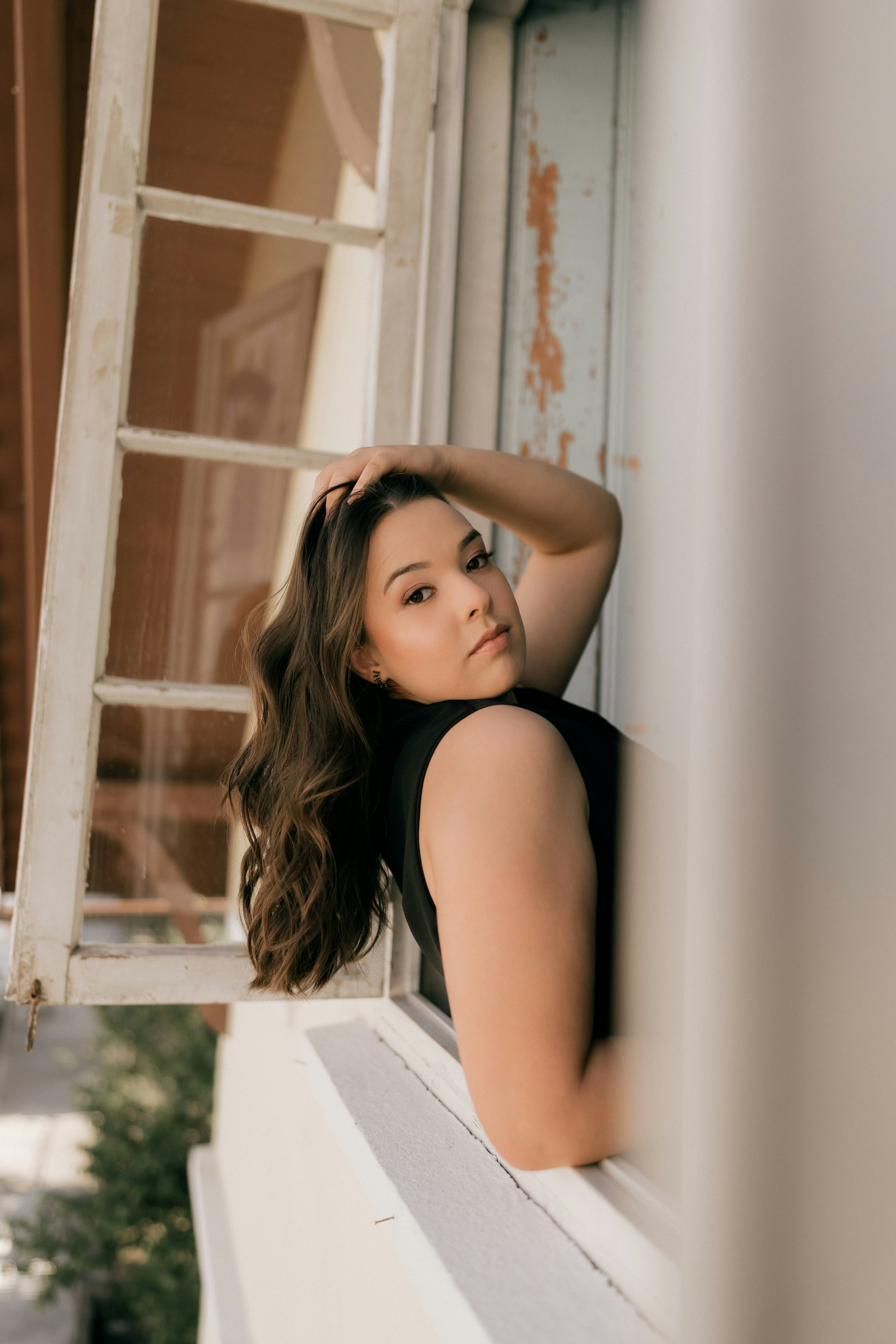 Window Light, Quiet Confidence