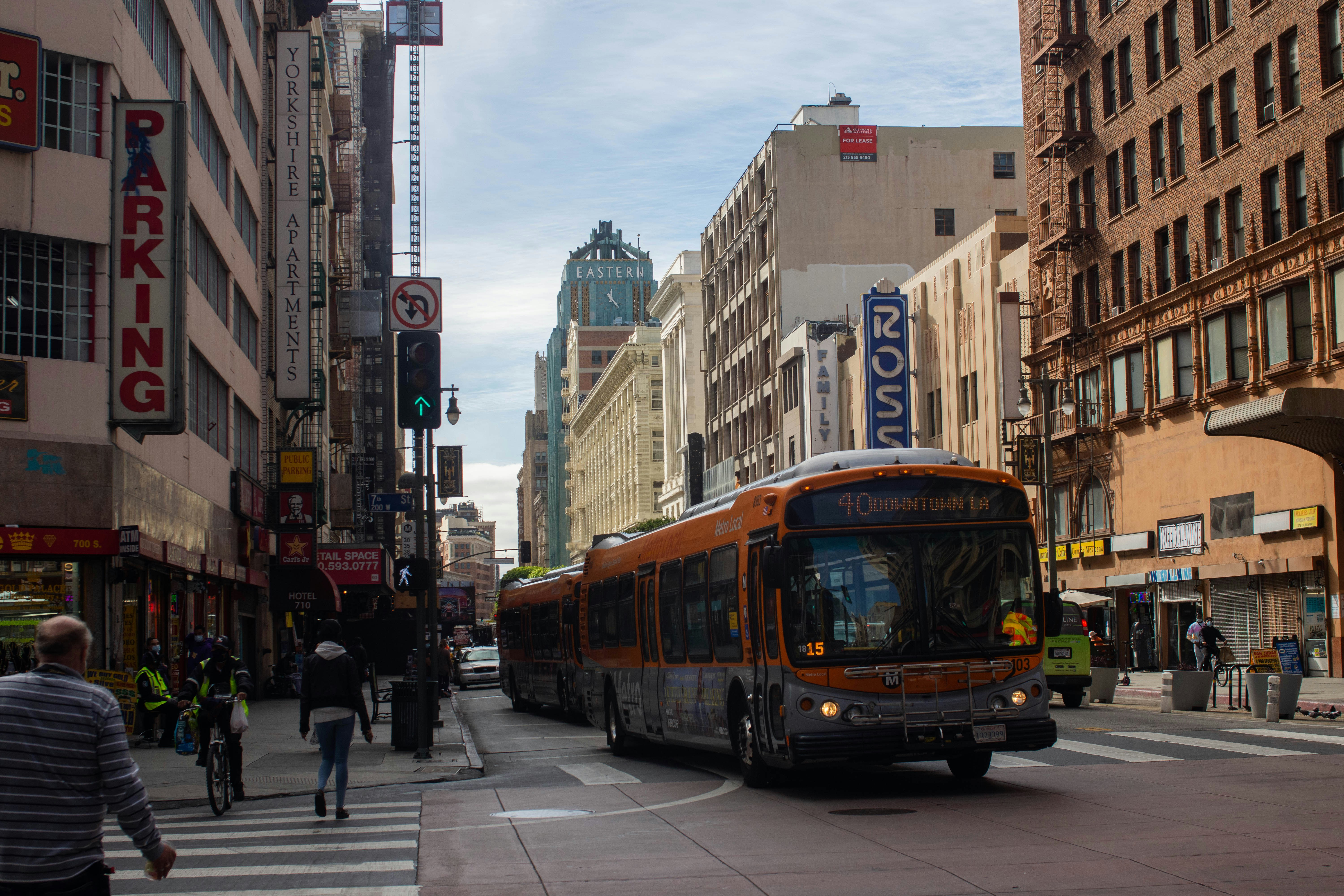 Orange City Bus Crossing: A Moment in the Urban Flow