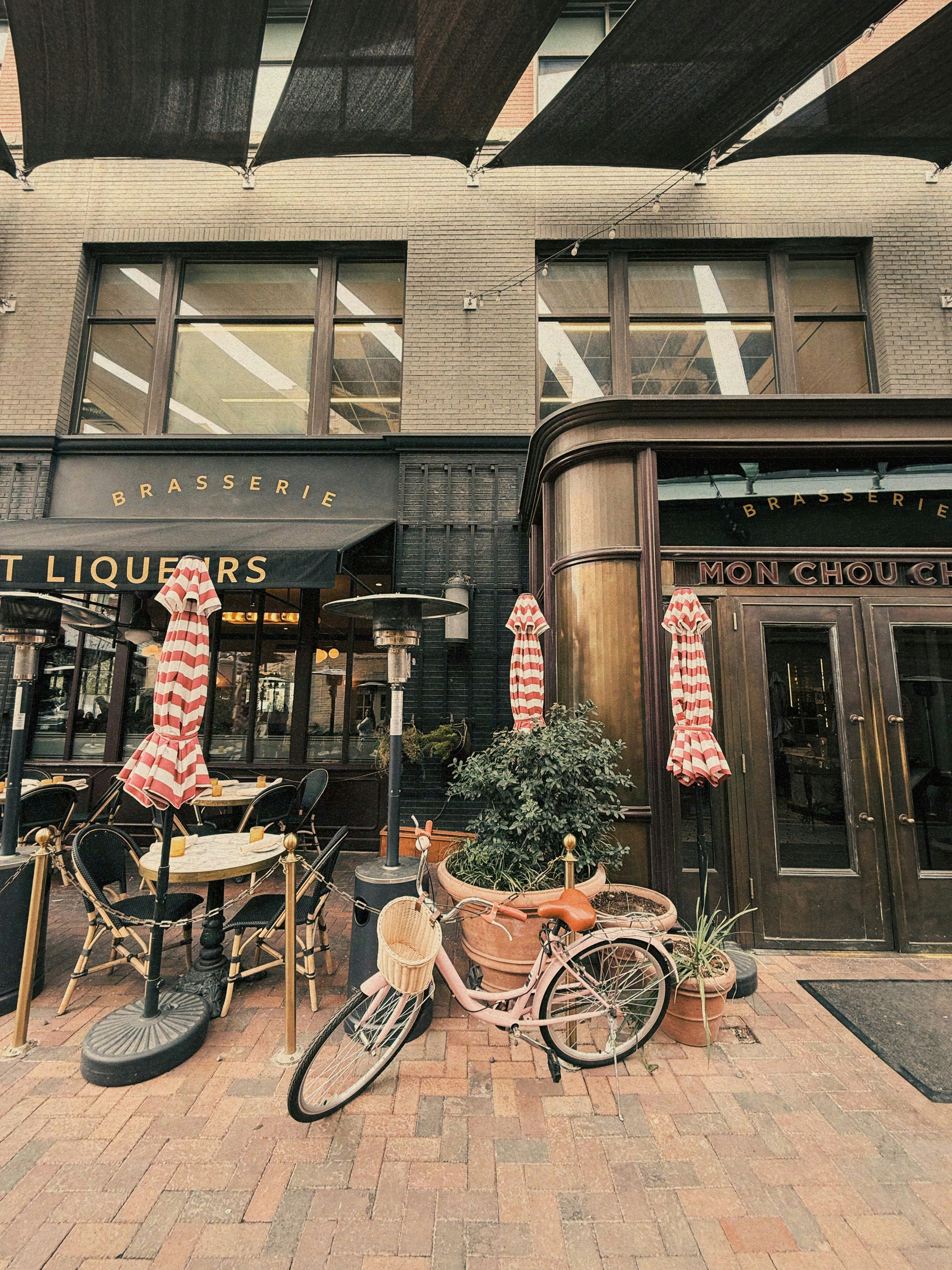 Curbside Café at a Brick Courtyard
