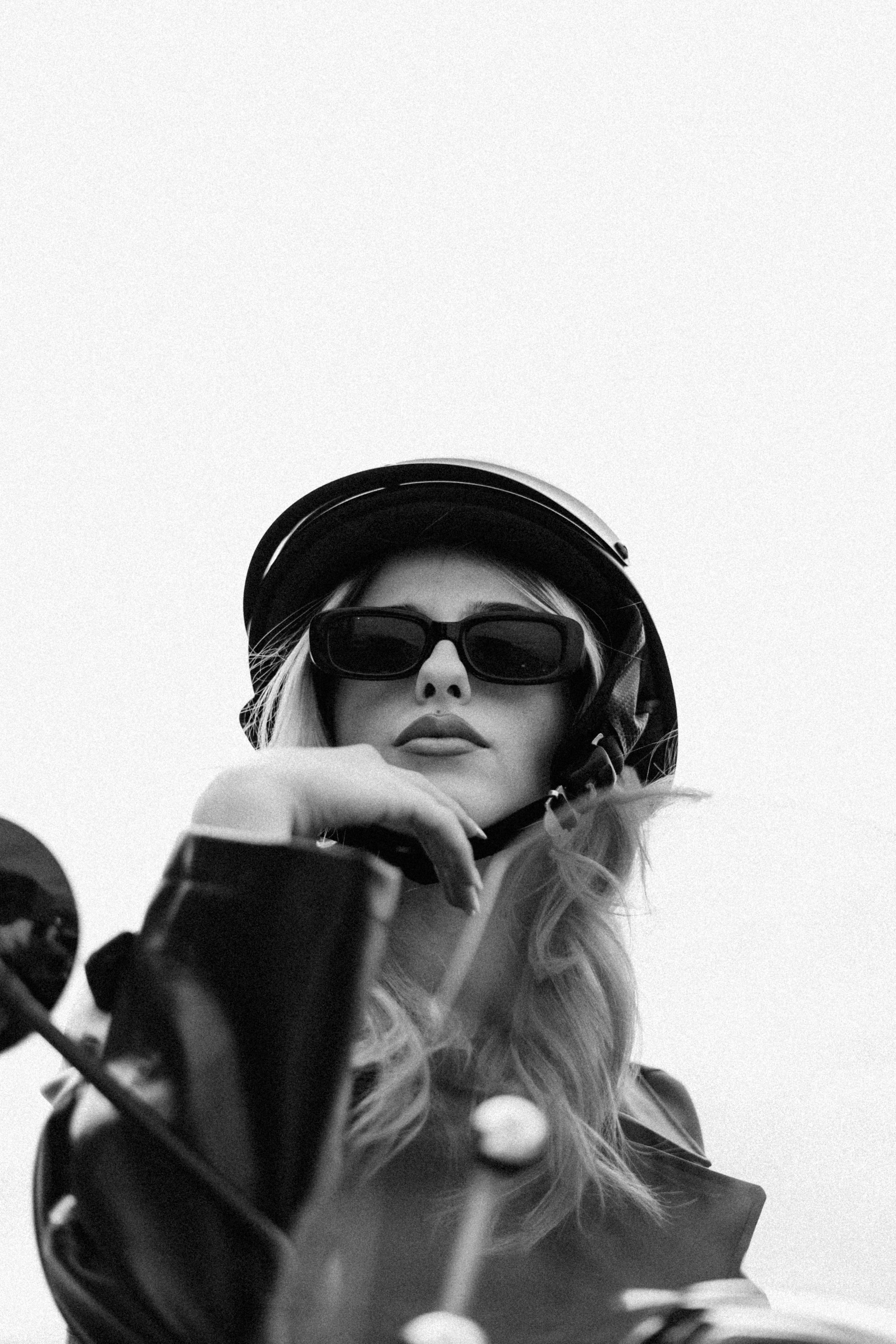 Bold Pose in Black and White: The Eyewear Moment