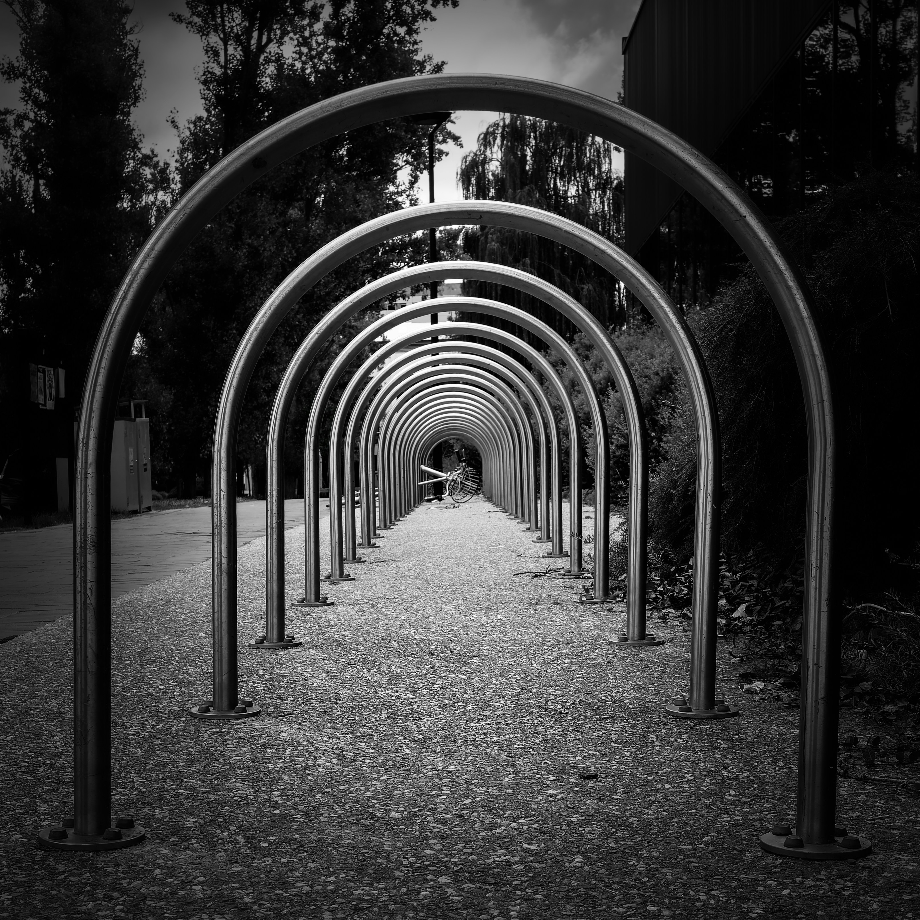 Echoes of a Tunnel: Repetition and Reach