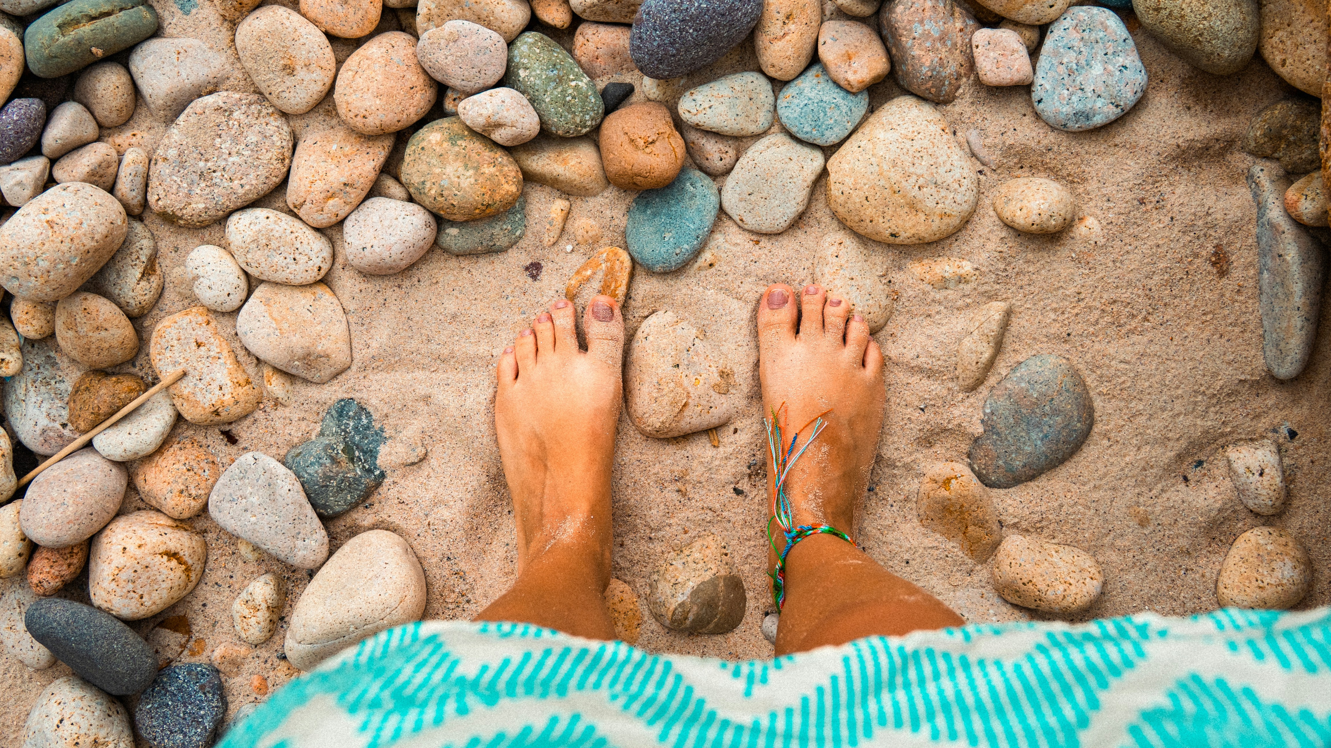 Footsteps on Pebble Beach: A Tangible Pause by the Shore