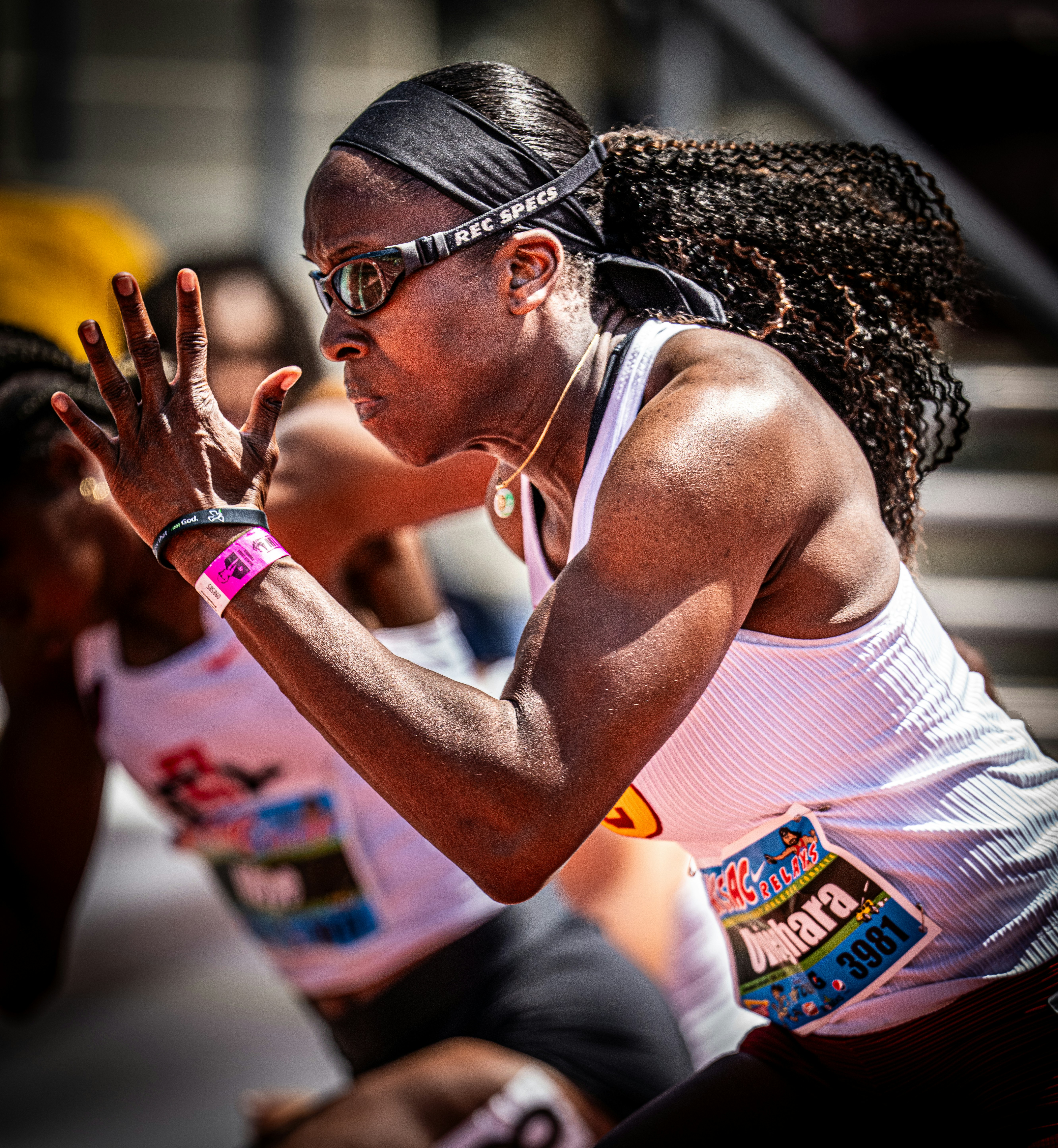Stride and Focus: A Sprinter in Profile,