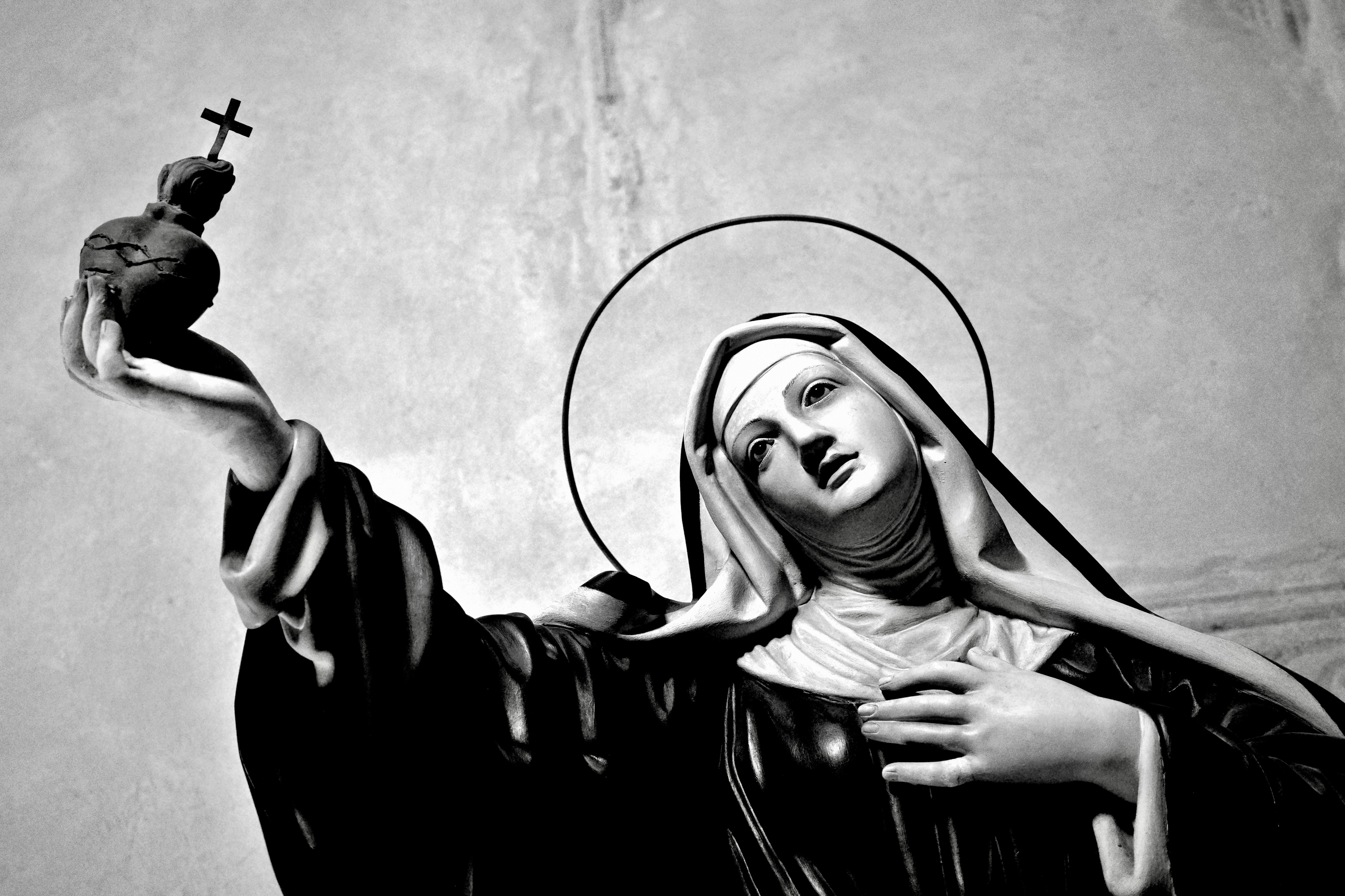 A Quiet Benediction: The Virgin and the Cross in Monochrome