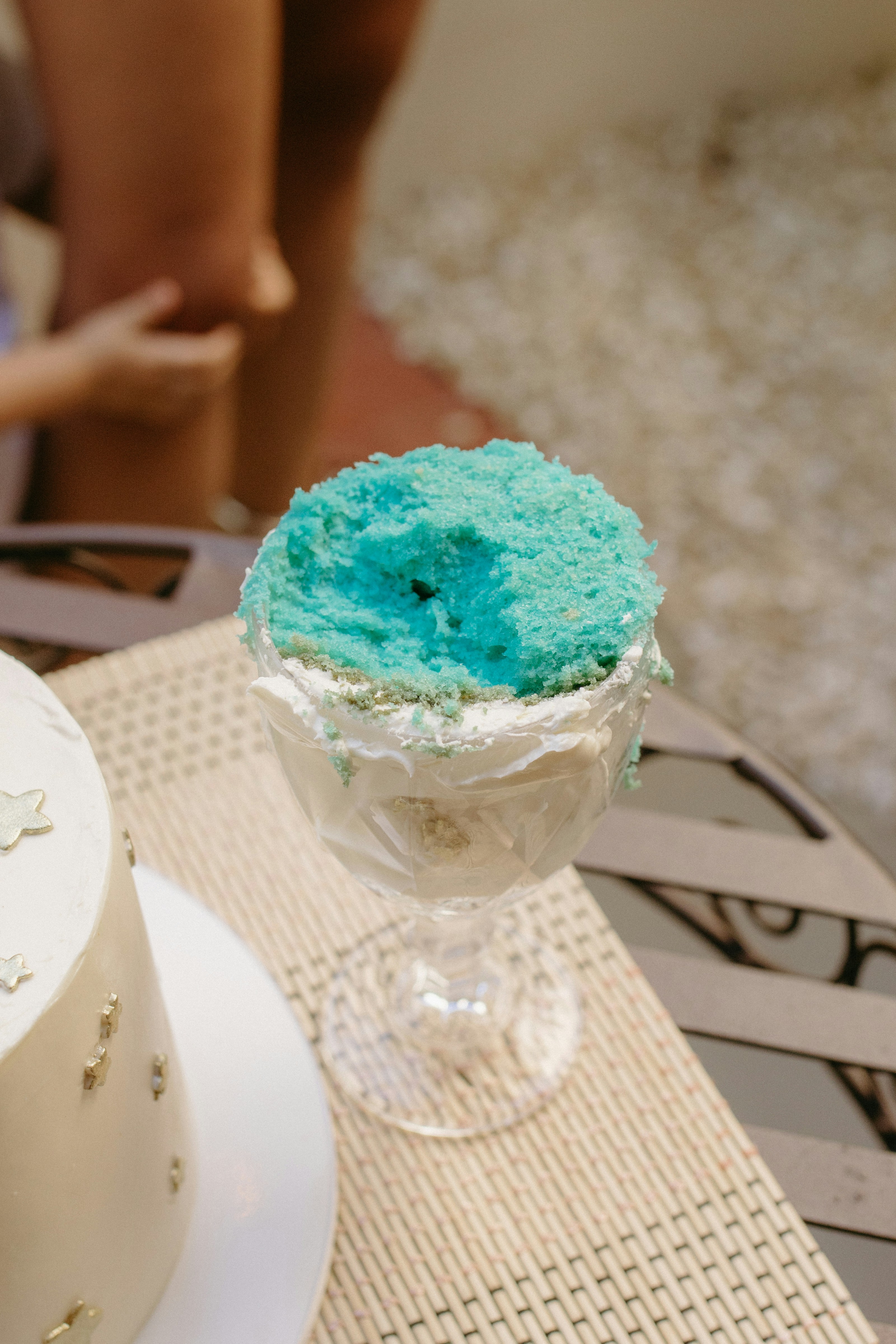 Turquoise Scoops: A dessert crown on a sunlit table