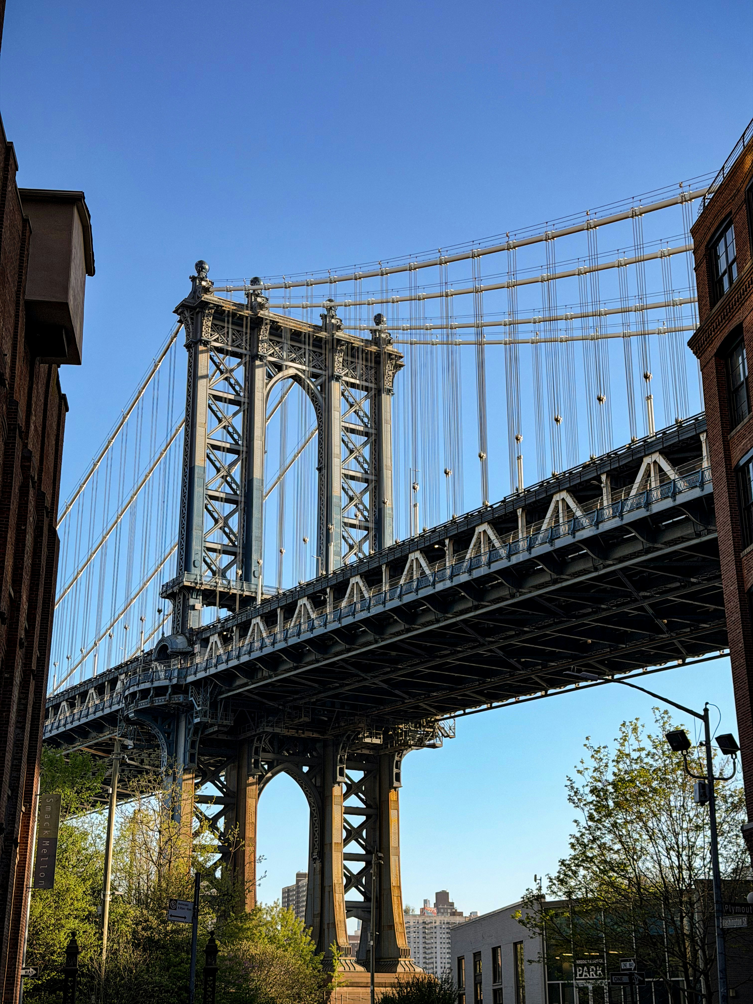 Brooklyn Bridge-inspired Suspension Frame Opens to a City Morning
