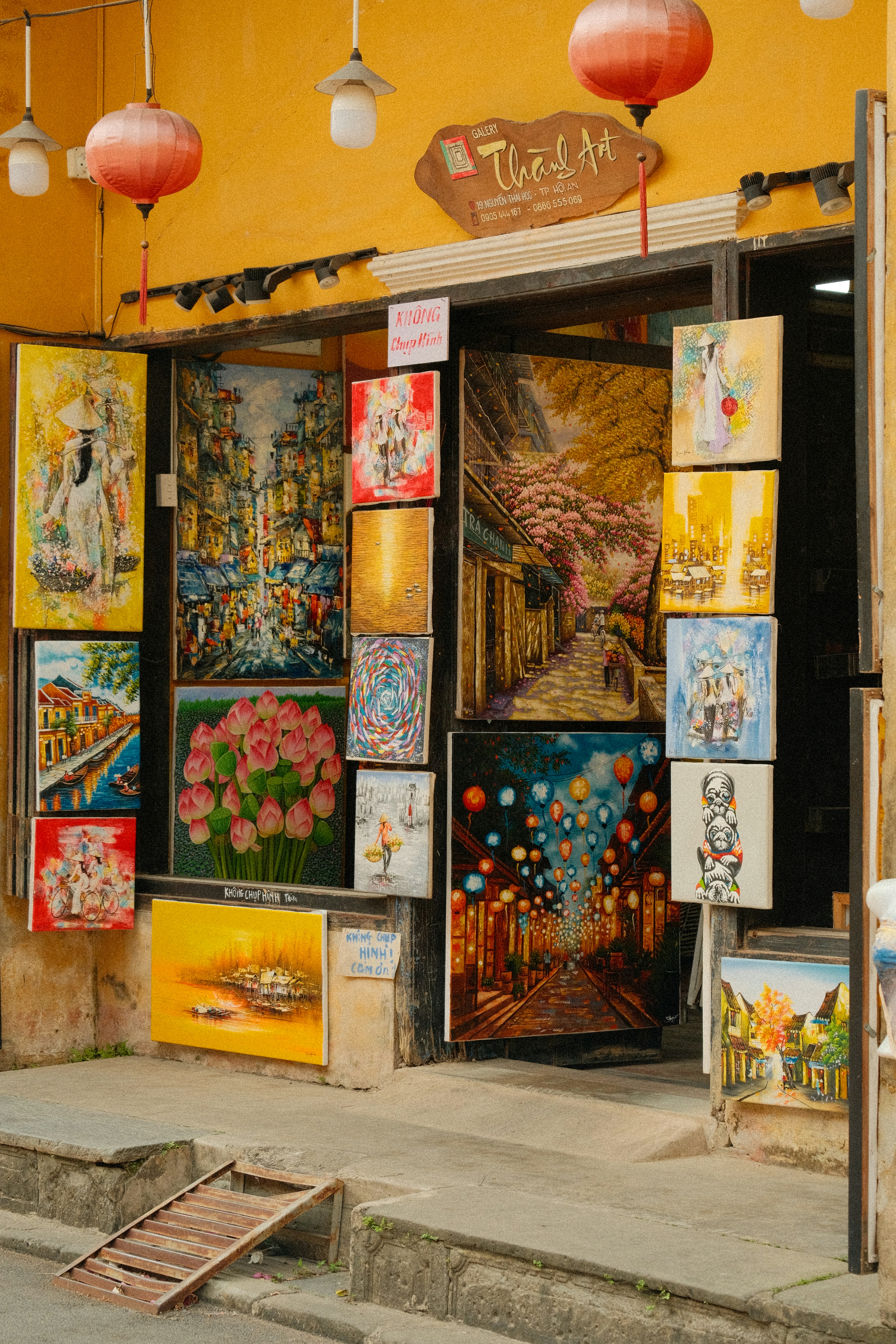 Vivid Canvas Facade: An Open Gallery of Colorful Street Art