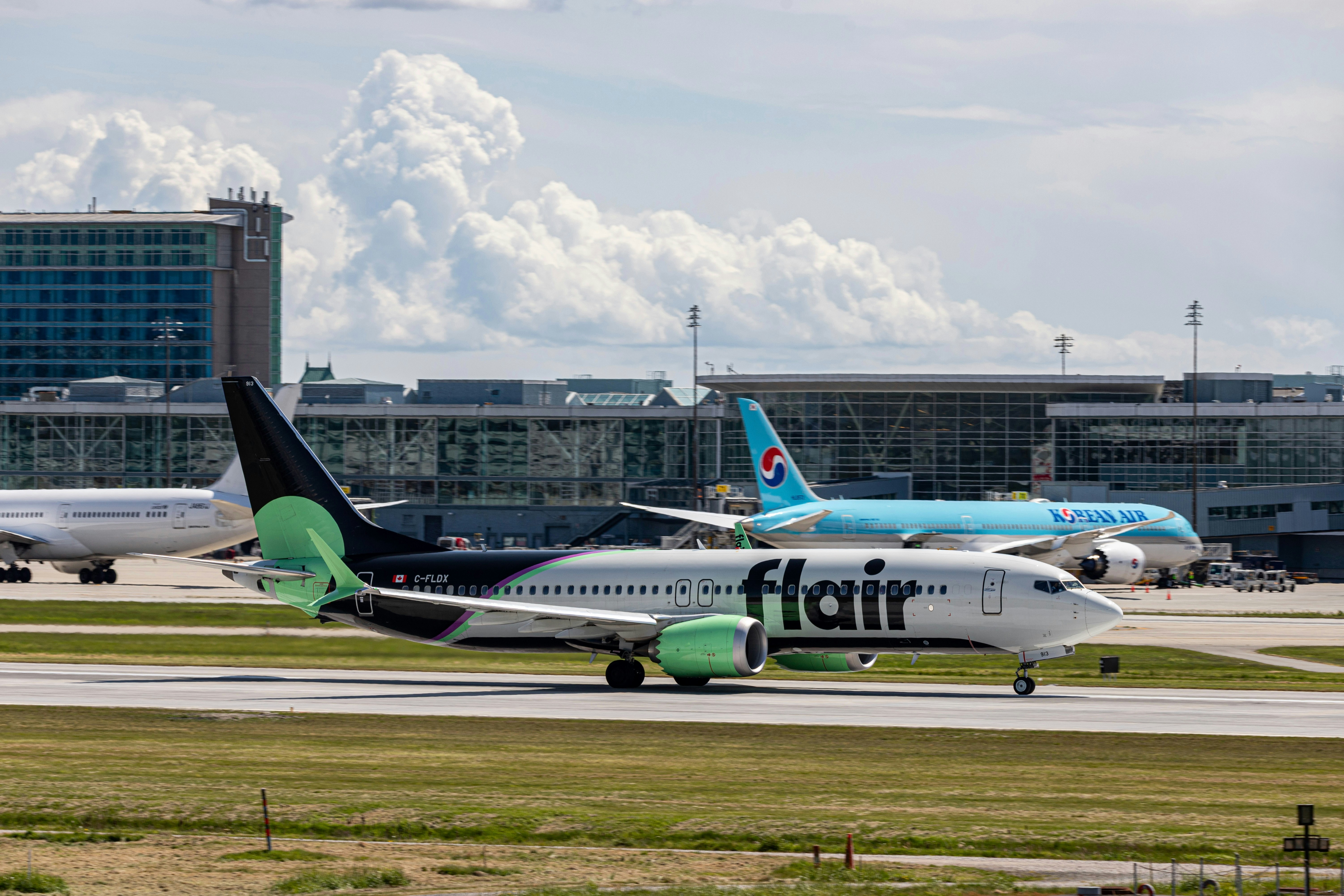 Lively Taxiway Pulse: A Flurry of Jets at Terminal Wake