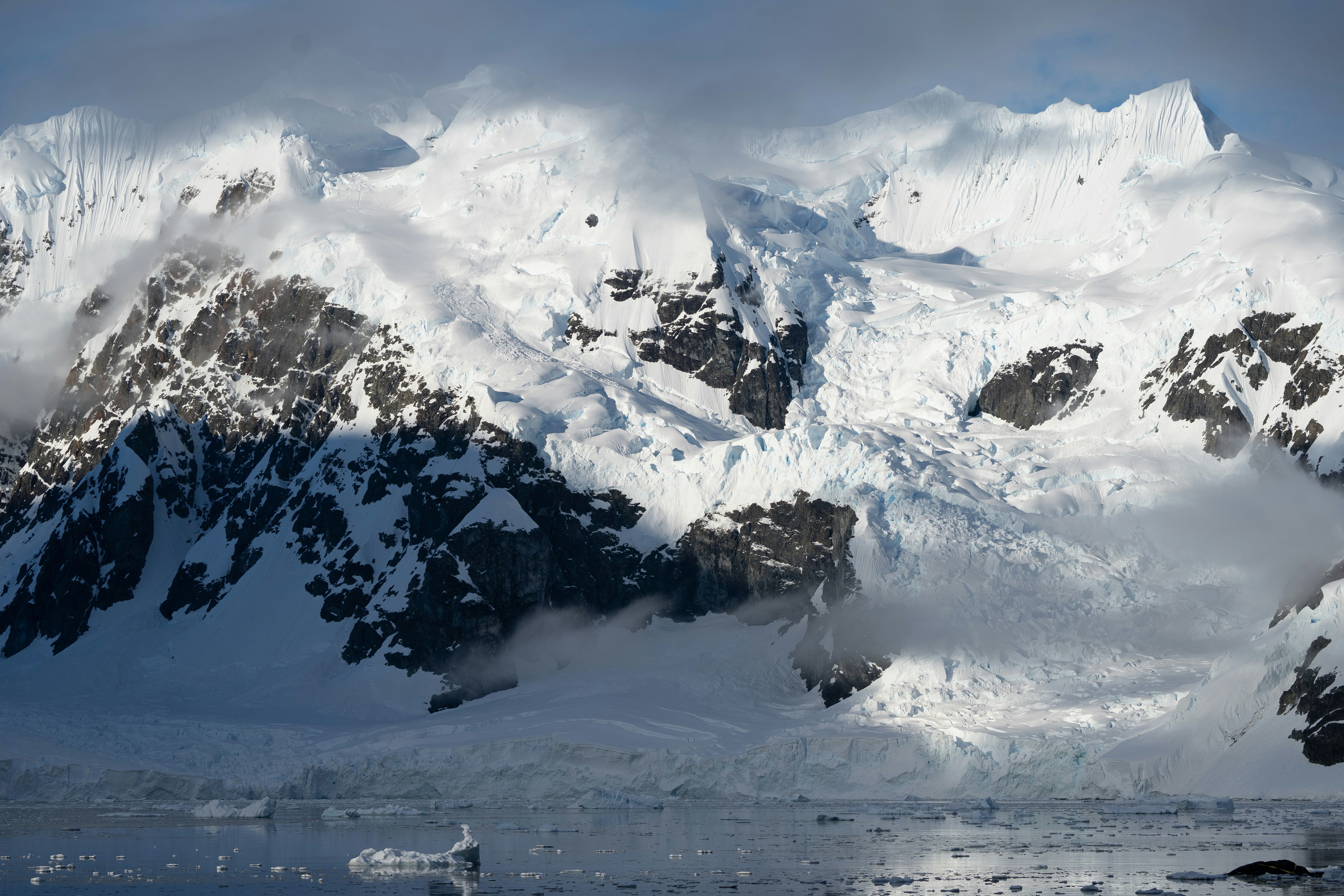 Glacial Frontier: Icefalls Carved in Silence