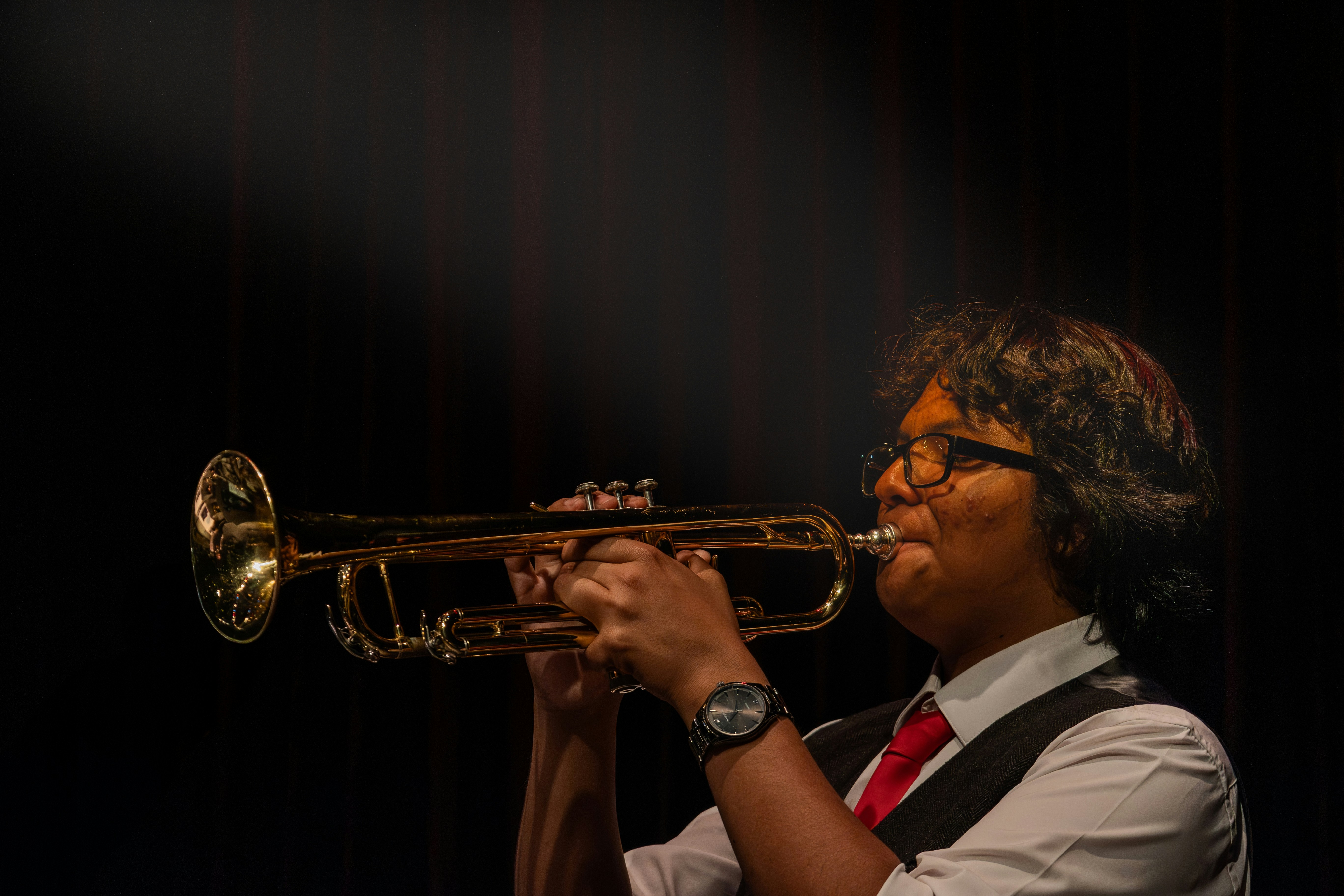 Trumpeter in Focus: Neon Spotlight on a Performer’s Craft