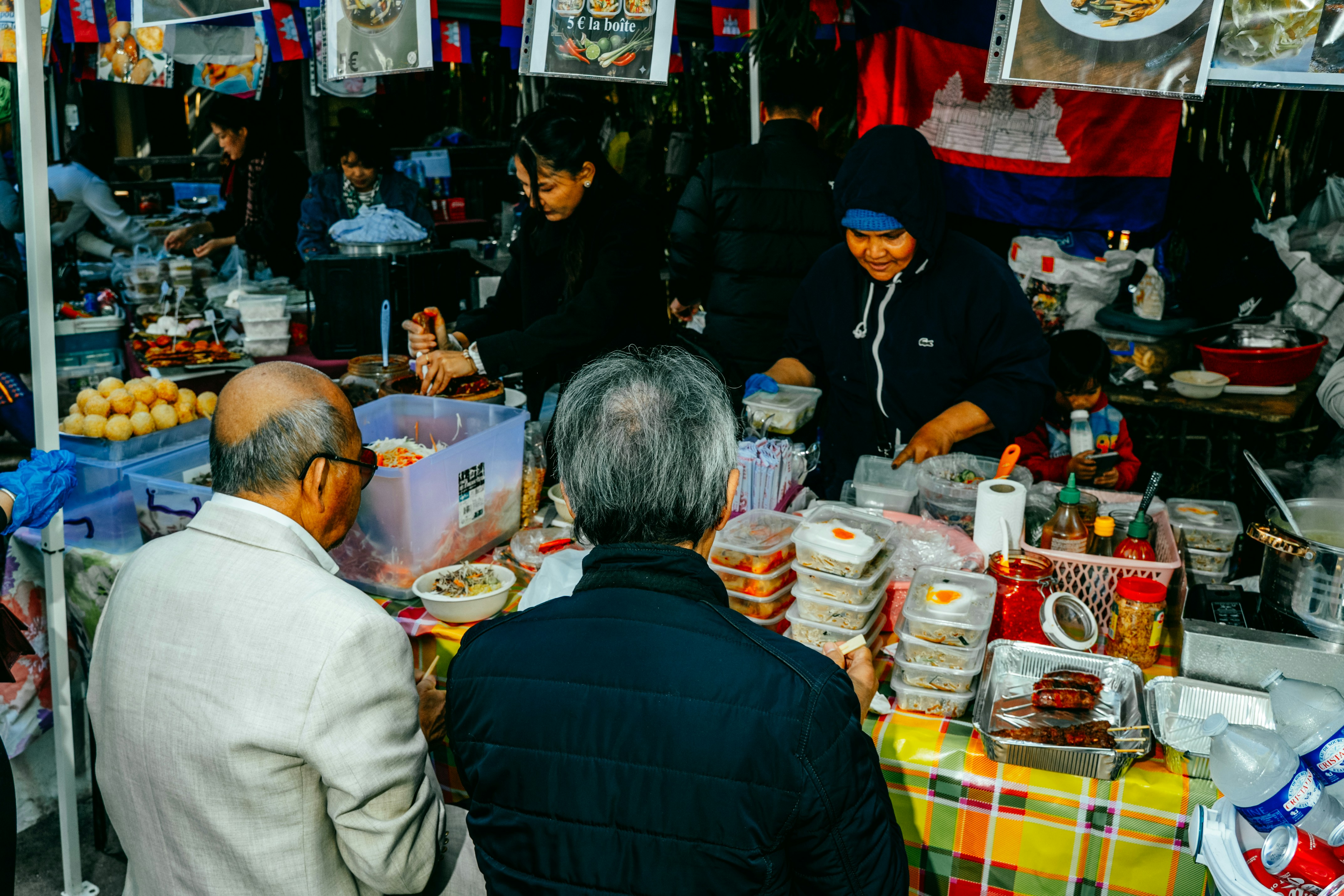 Market Standoff: The Quiet Pause at the Food Stall