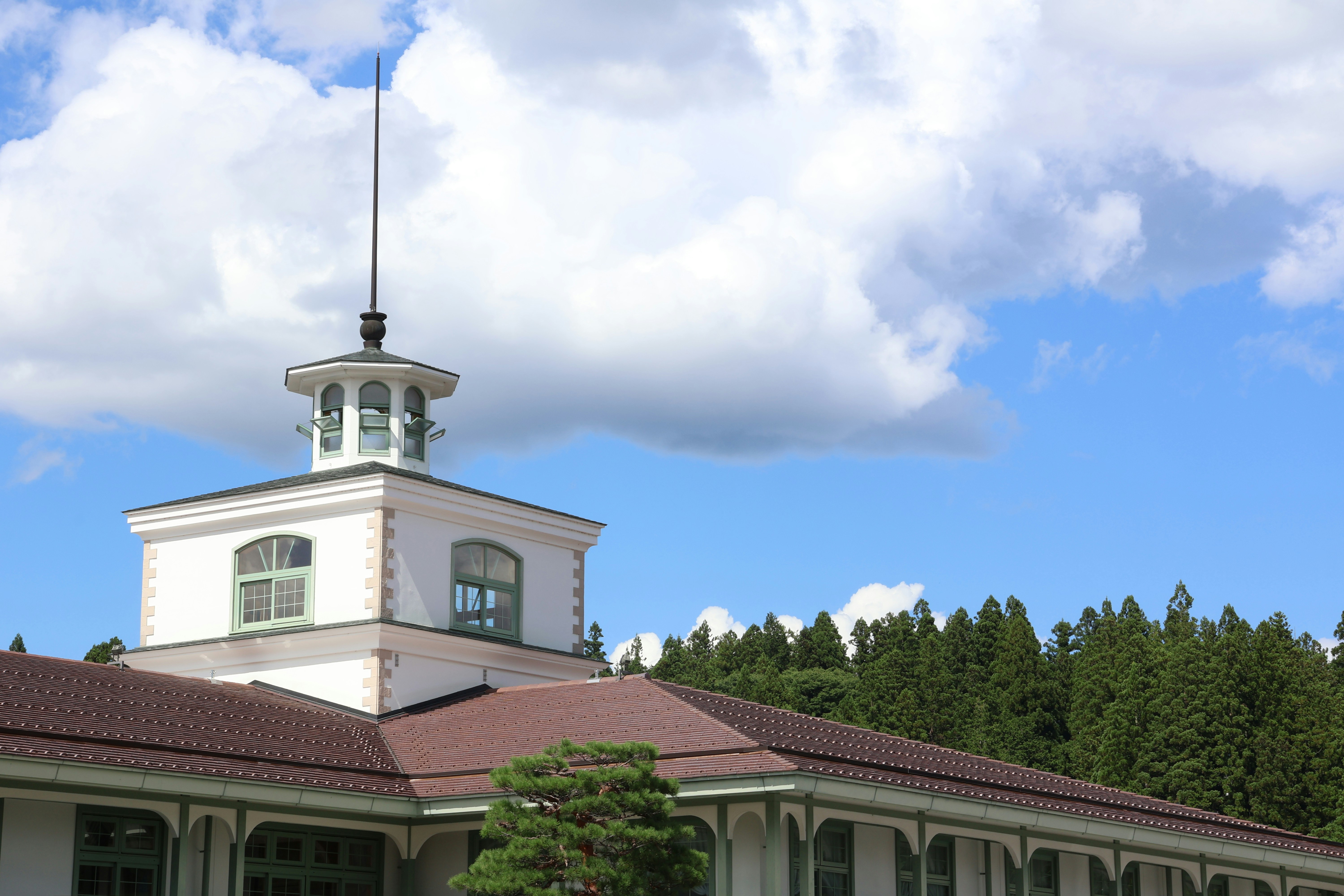 Cupola in the Clear: A Cornerstone of Quiet Architecture
