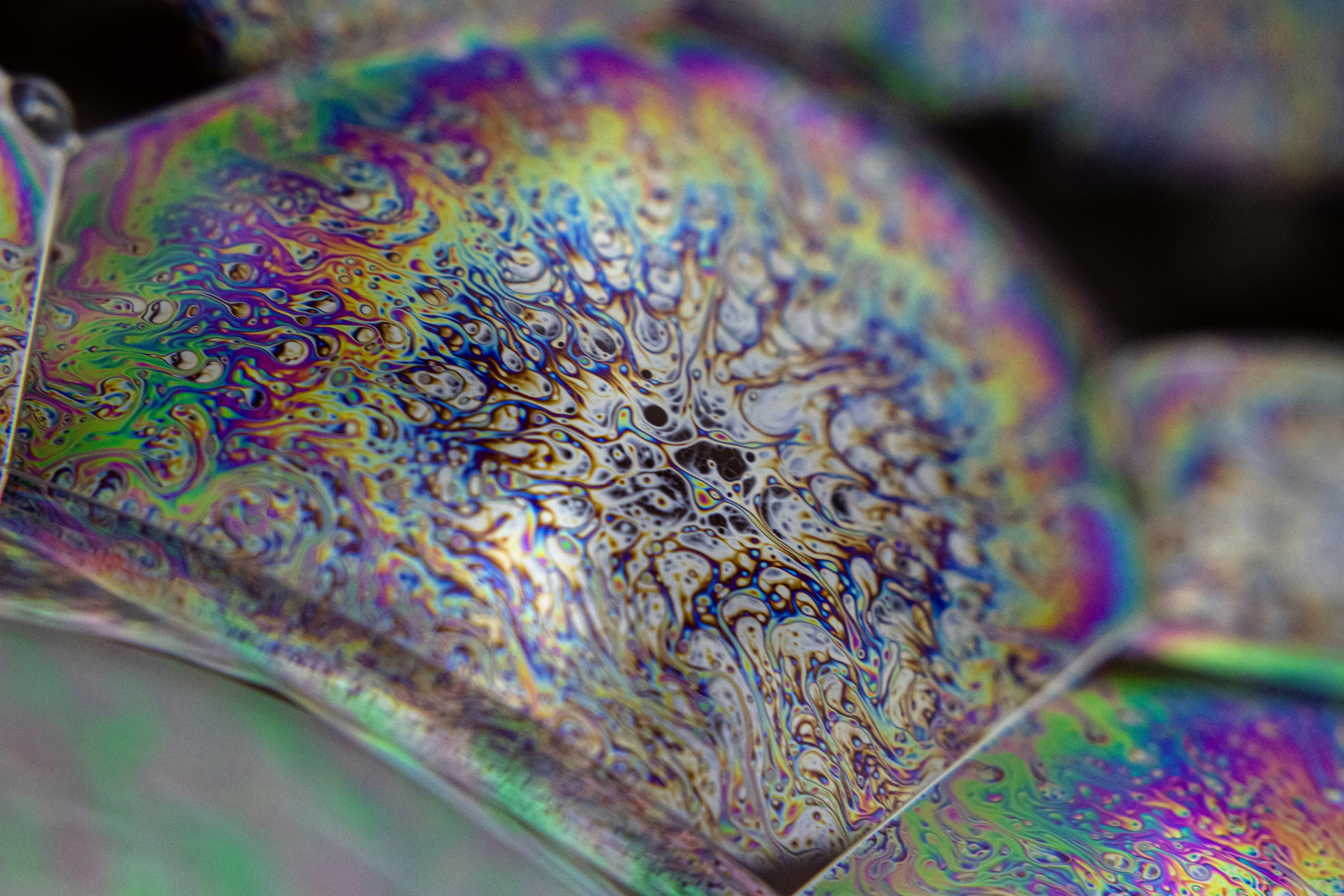 Iridescent Soap Bubbles: A Kaleidoscope of Crystal Patterns