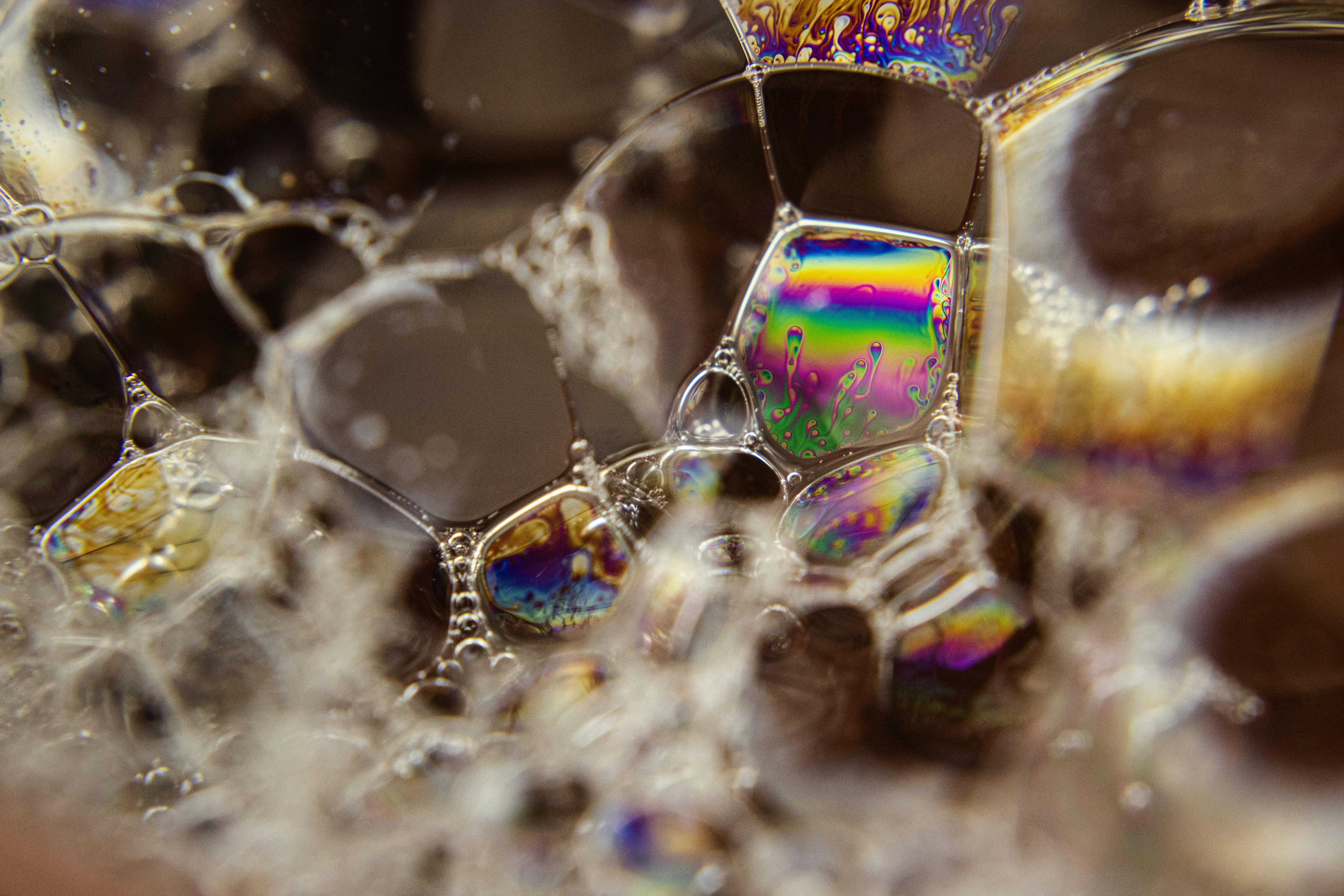 Colorful Prism in a Web of Bubbles