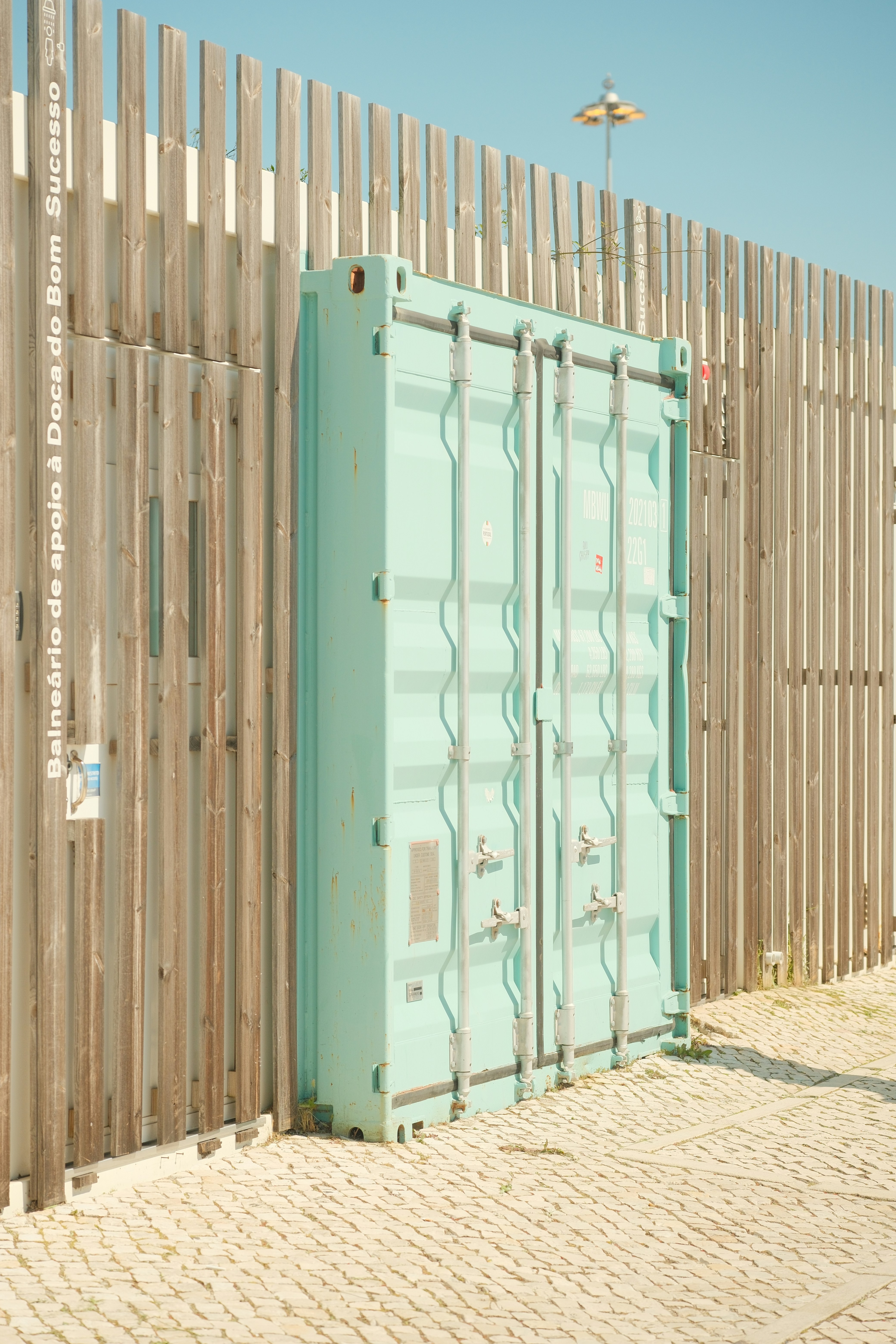 Mint Container Gate at the Dune-Wood Fence