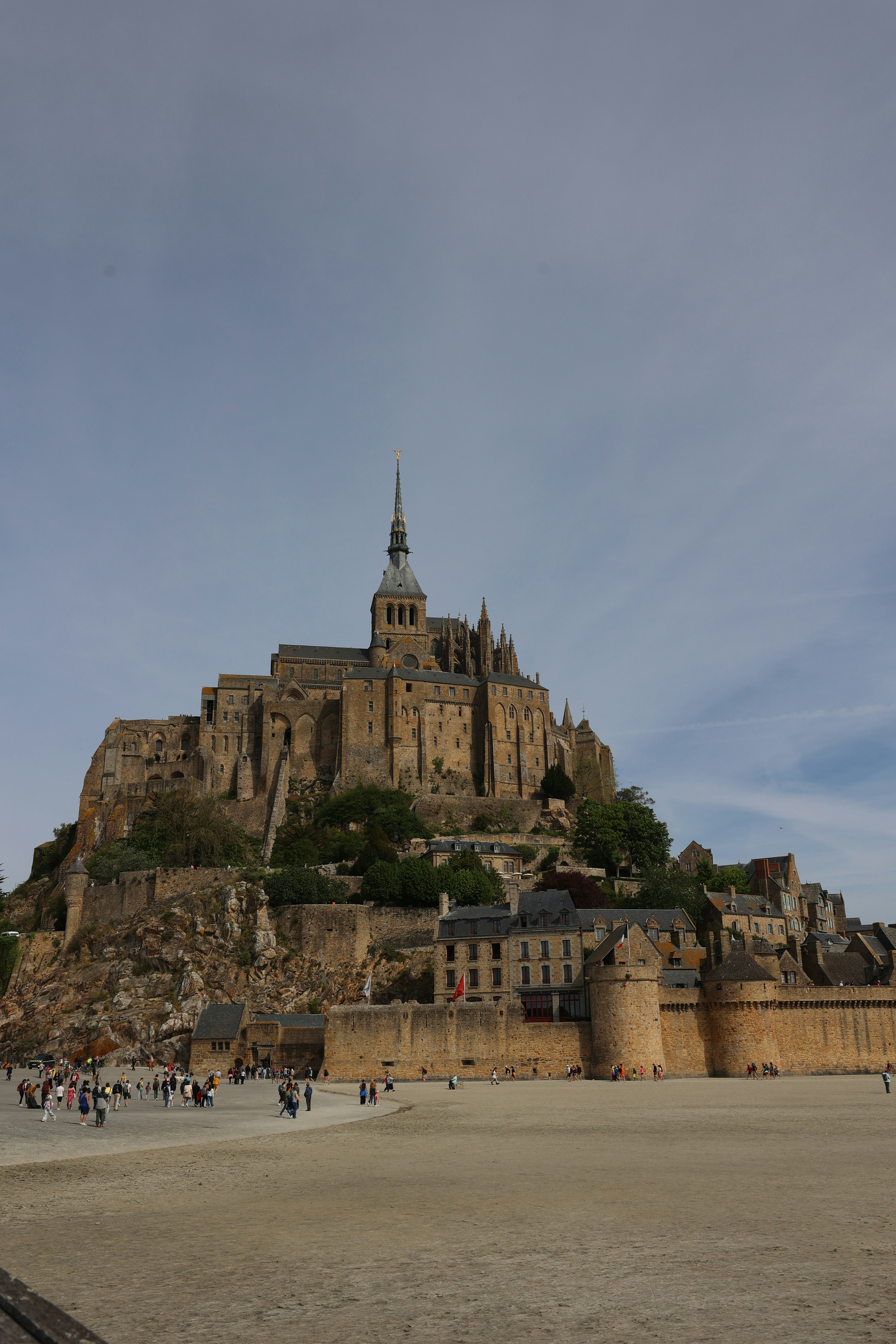 Mont Saint-Michel: Castle on the Rock under a Clear Sky